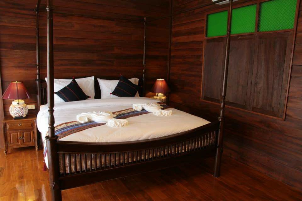 รูป โรงแรมรัสติคริเวอร์บูติค