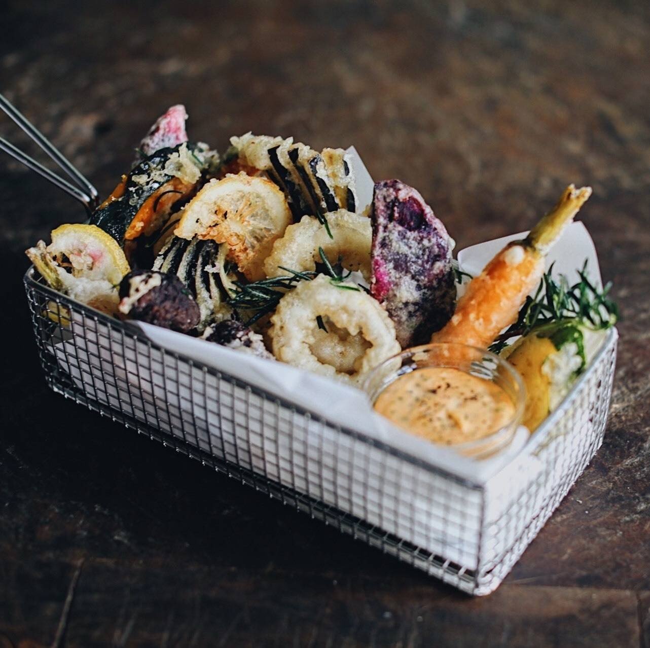 รีวิว GRAPH ground - ร้านกาแฟรสชาติสุดครีเอททีฟ (อร่อยมั๊กมั๊กมั๊กมั๊ก ...