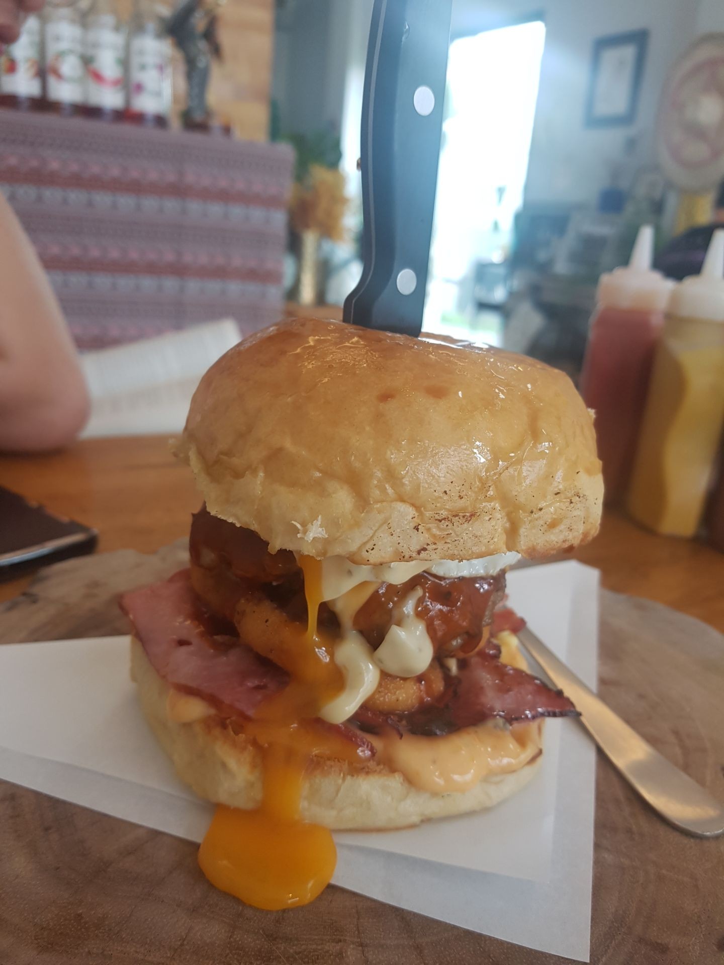 รีวิว Burger Lab นครสวรรค์ - อร่อยครับ เจ้าของร้านตั้งใจทำ