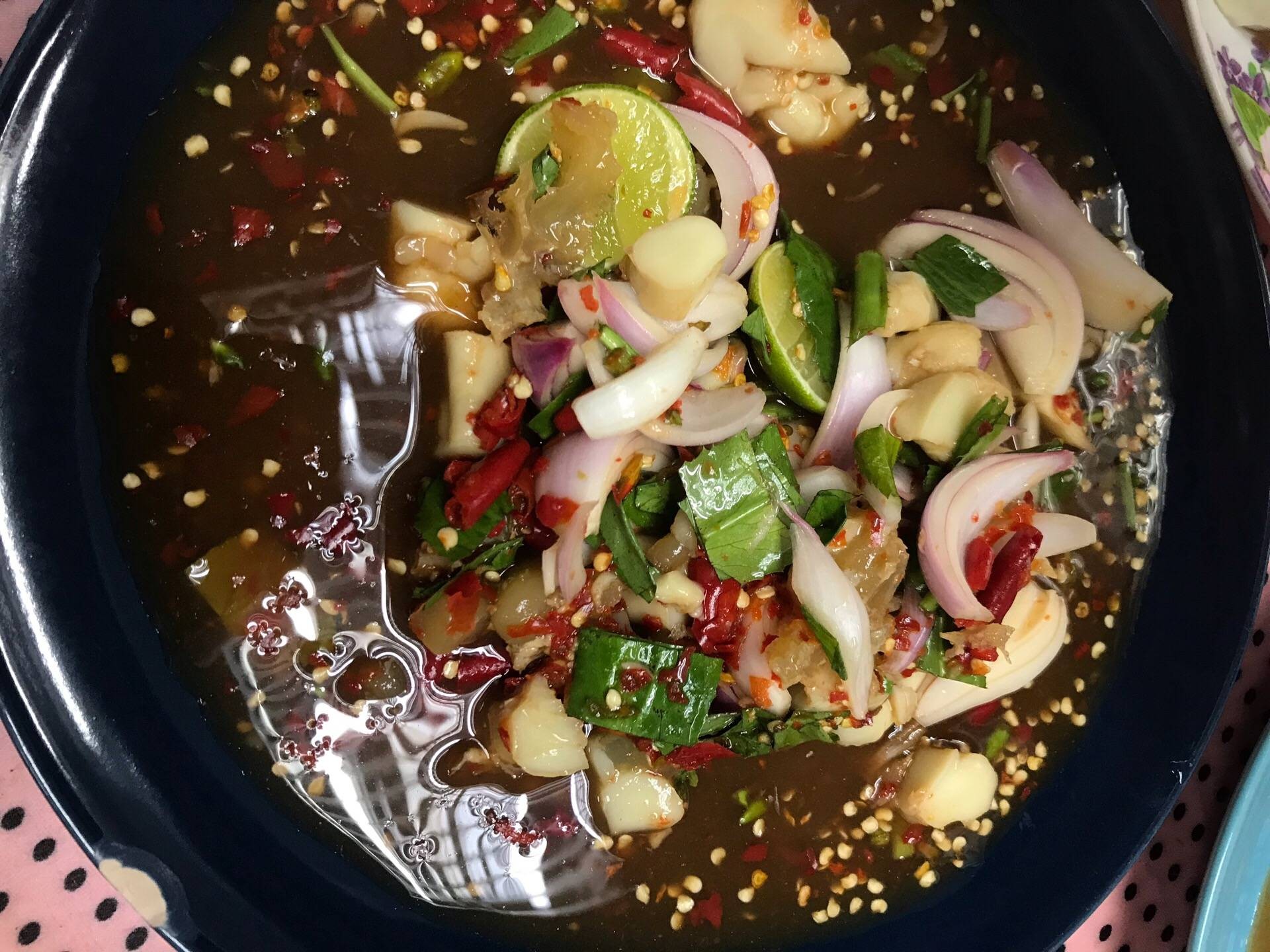 ยำไข่ปลาหมึก ร้าน ขวัญใจ ยำมะม่วงปูม้า ตลาดสดโต้รุ่งทวีผล ศูนย์การค้าวร ...