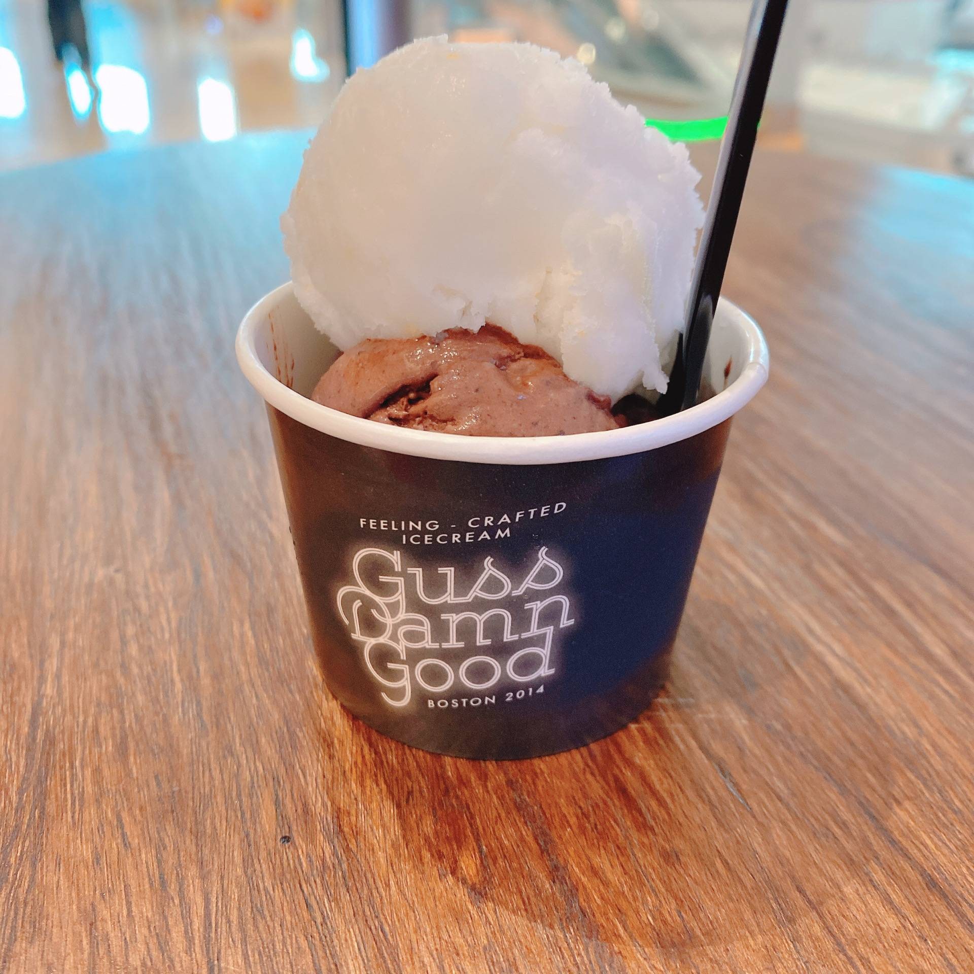 รีวิว Guss Damn Good MEGABANGNA - ไอศครีมรสชาติหลากหลาย
