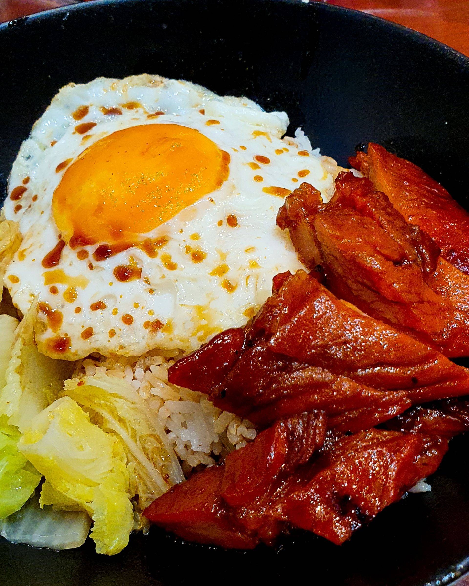 รีวิว Char Siu Man Emquartier - หมูแดงหนา แต่ไม่เหนียว - Wongnai