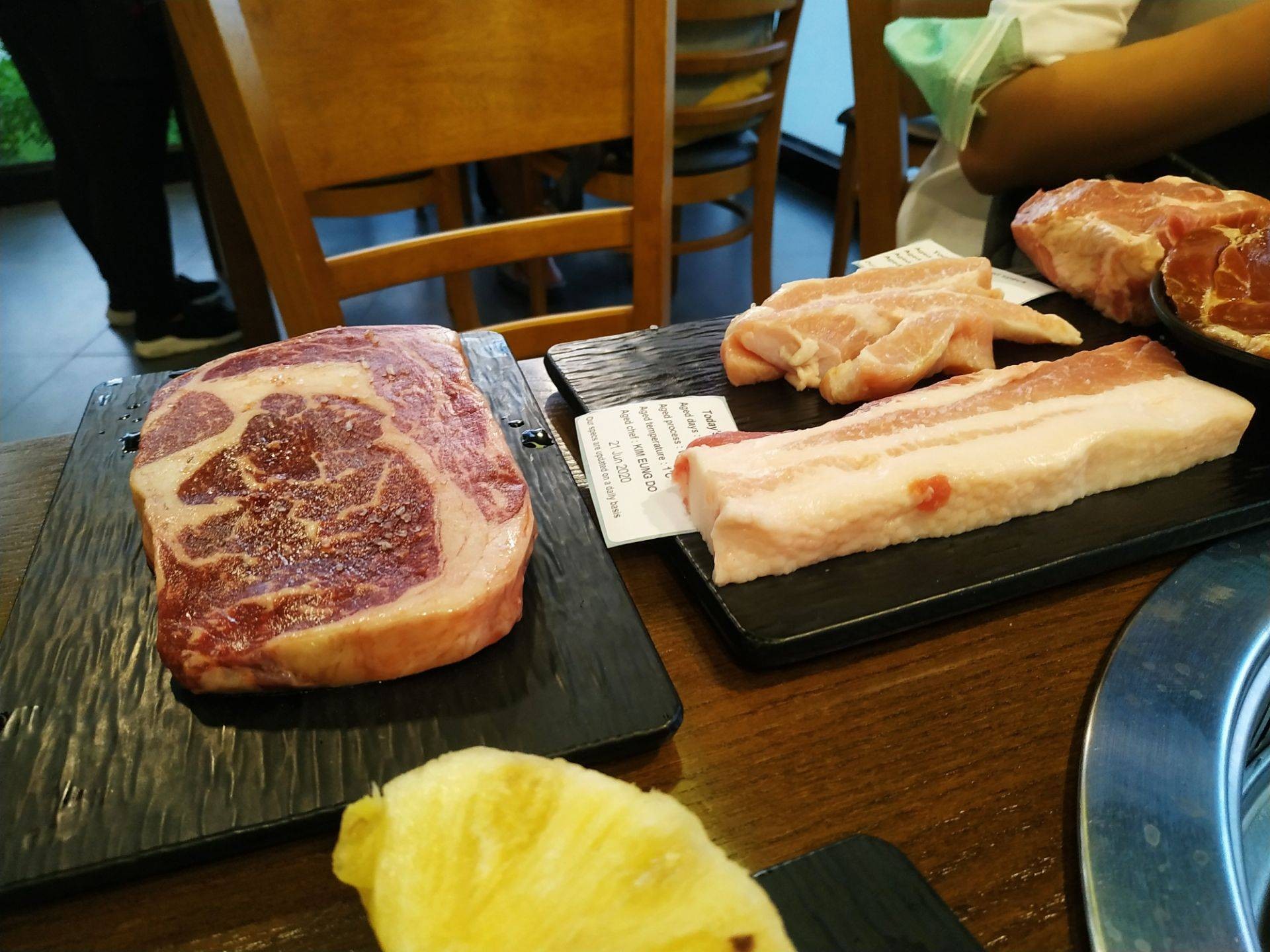 รีวิว Sookdal Premium Korean BBQ Thailand - เนื้อดี ย่างได้พอดี หอม ...