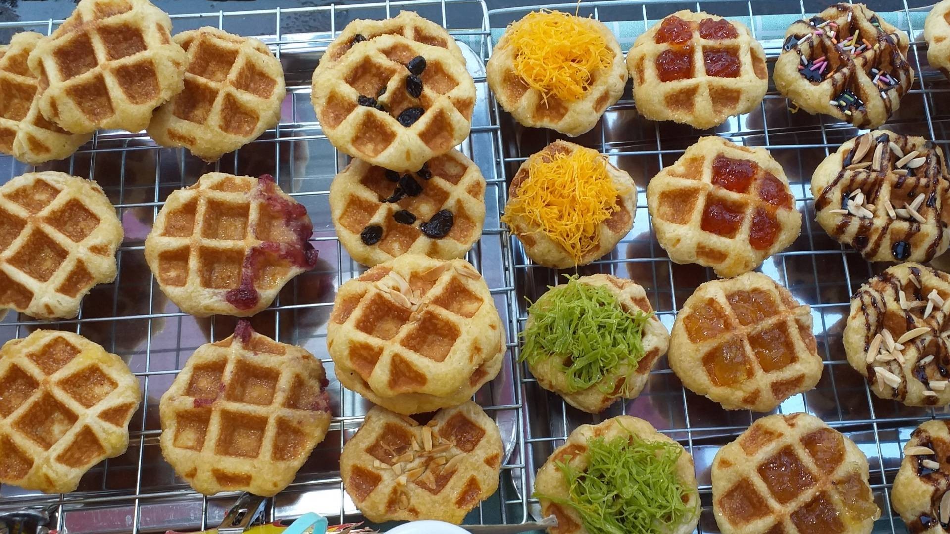 Waffle Smile (บุคคโล) - สั่งอาหารเดลิเวอรี | Wongnai x LINE MAN