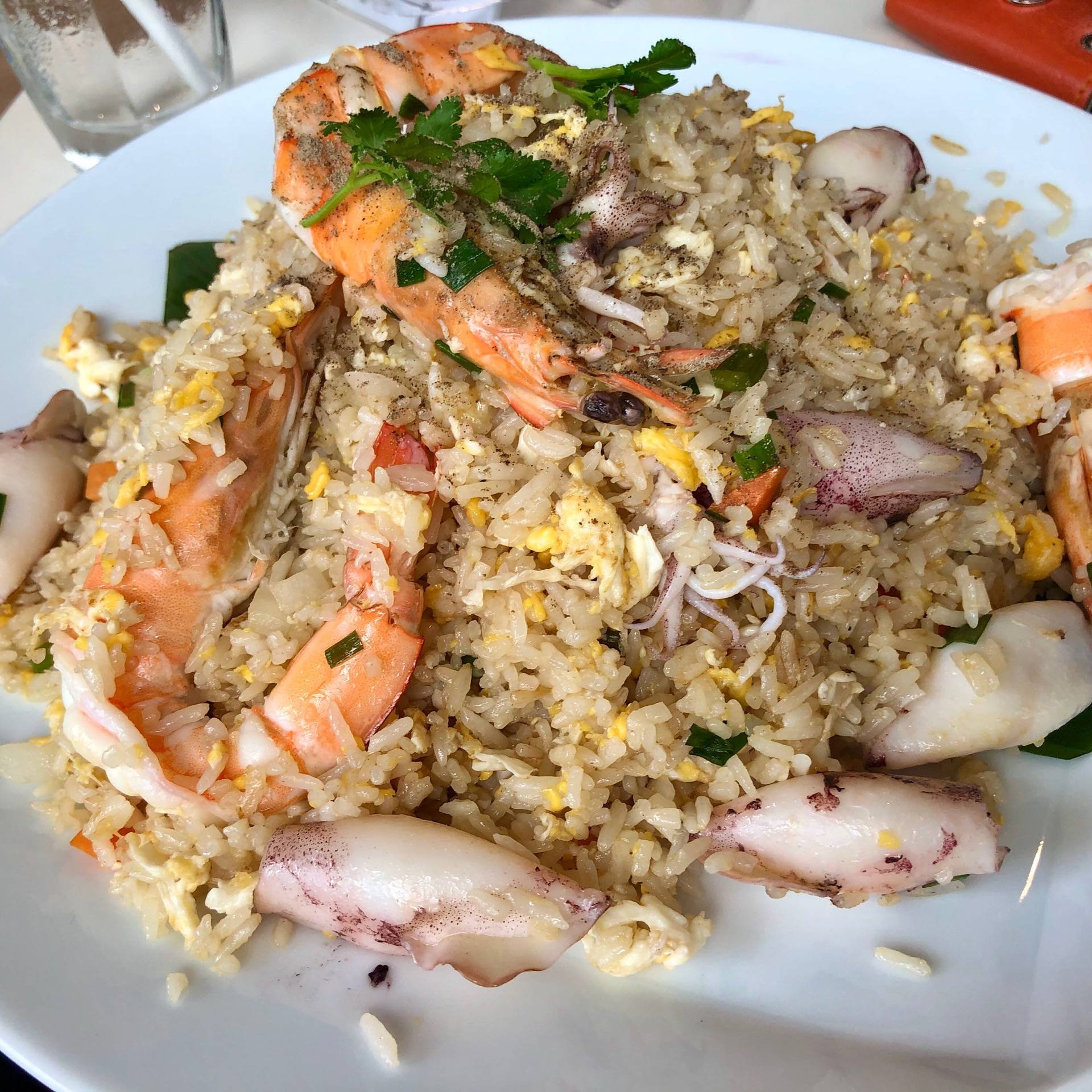 รีวิว Triple B Cafe - หลังผ่อนคลายโควิดก็จะขลุกขลักตกหล่นไปหมด