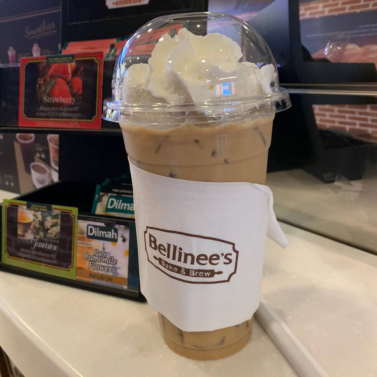 รีวิว Bellinee's Bake & Brew Plearnary Mall - กาแฟนุ่มนวล ไม่ต้องชวนก็ ...
