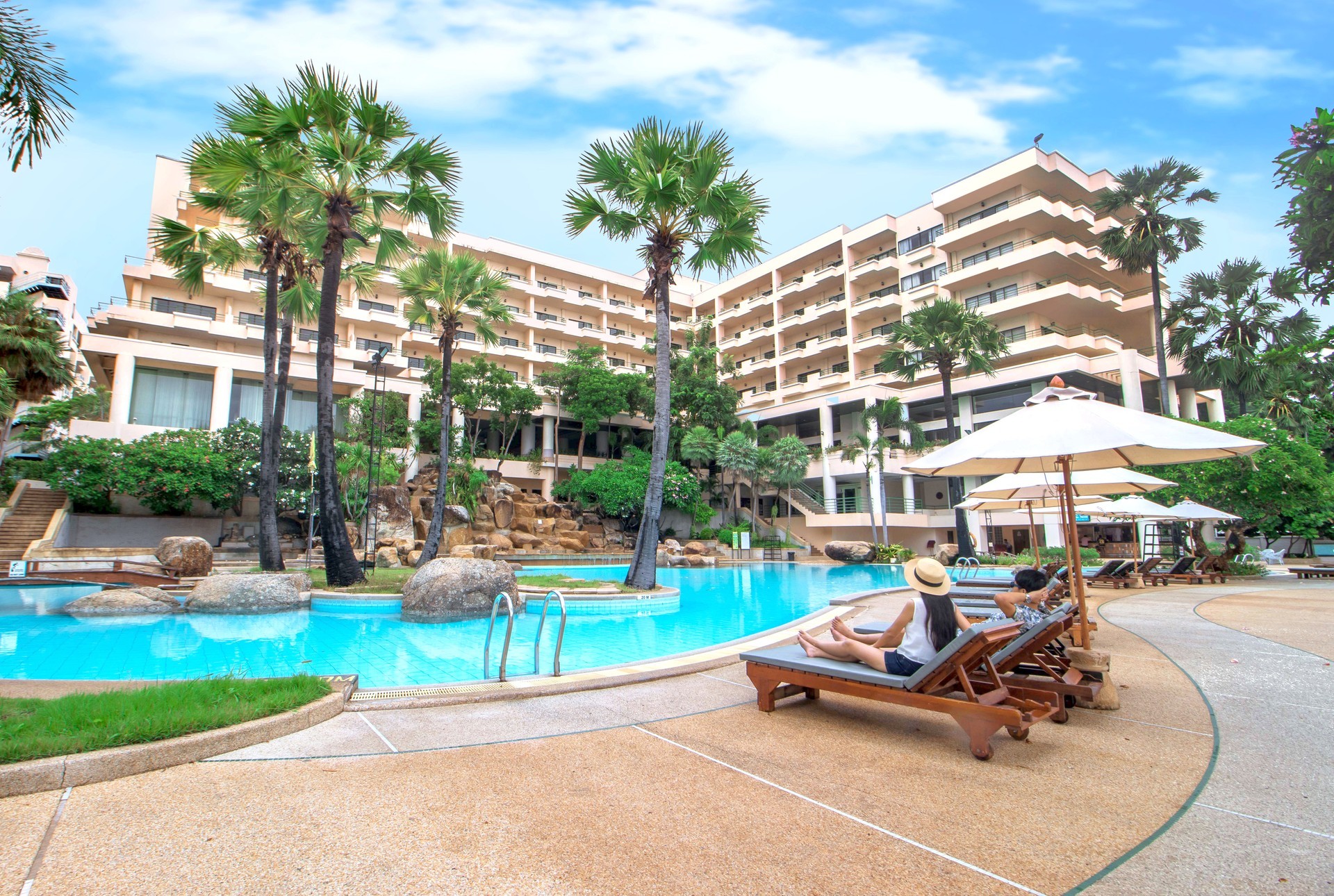 ดีลส่วนลดพิเศษ Garden Sea View Resort การ์เด้นท์ซีวิวรีสอร์ท ดีลที่พัก ...