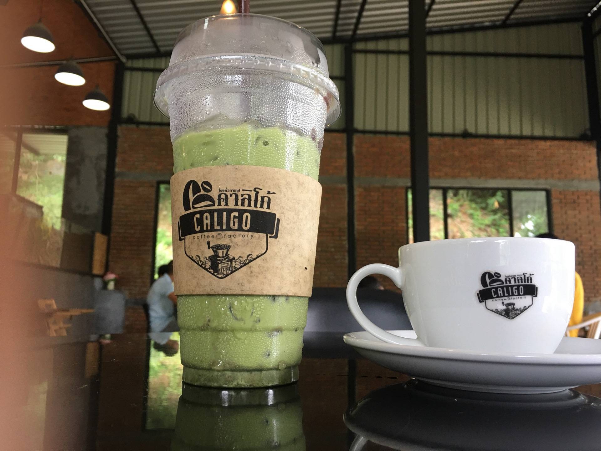 รีวิว Caligo Coffee Factory - บรรยากาศดี รสชาติดี