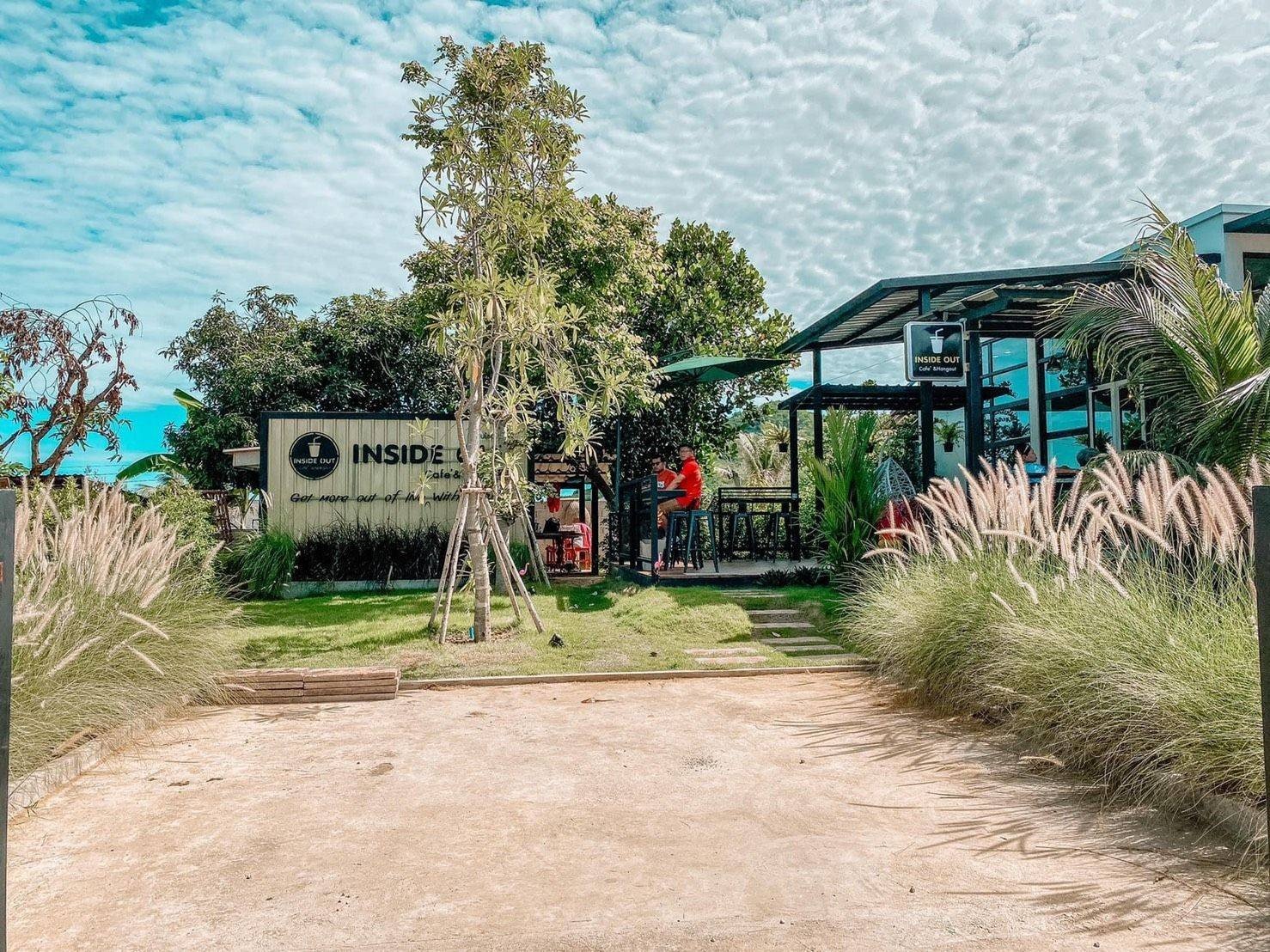 รีวิว Inside Out Cafe' & Hangout - บรรยากาศ ดี สบายมากๆ