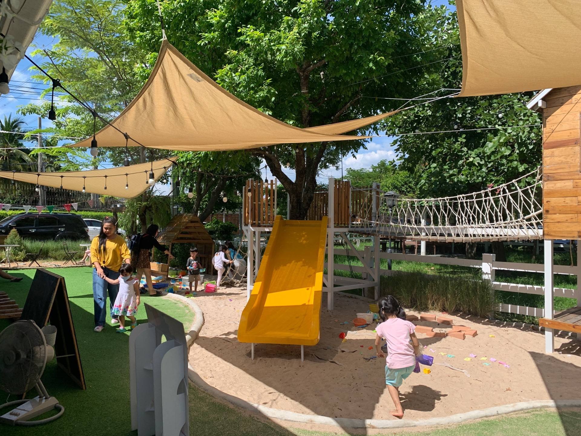 รูป Little Barn