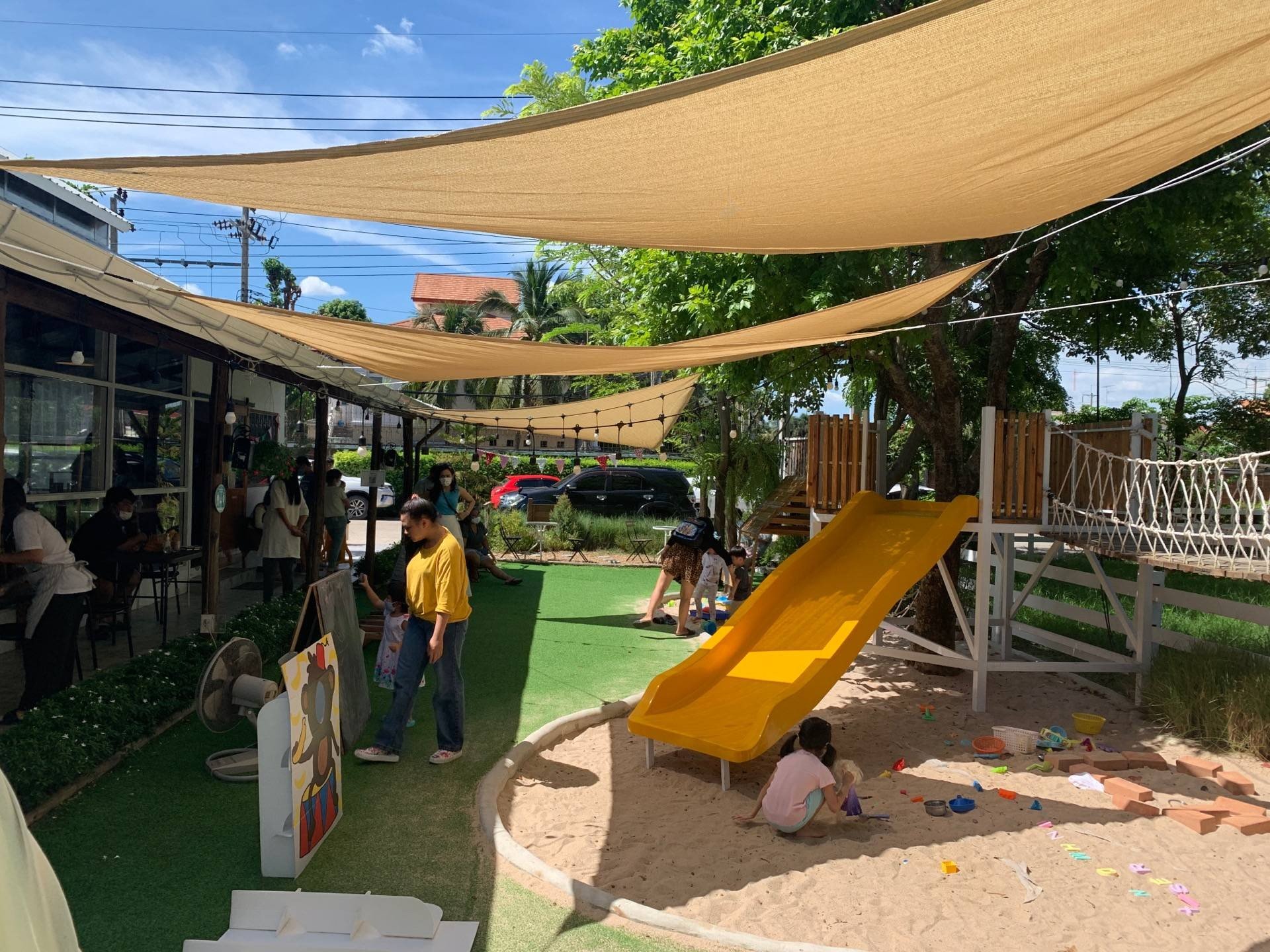 รูป Little Barn