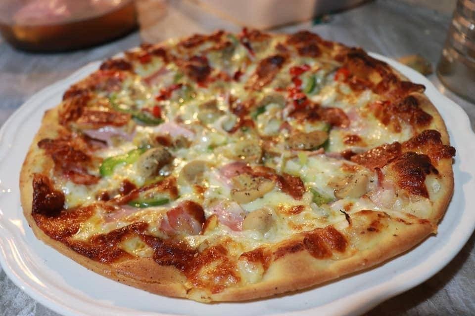 รีวิว A.J.Pizza ห้วยผึ้ง - อร่อยมากนะคะ