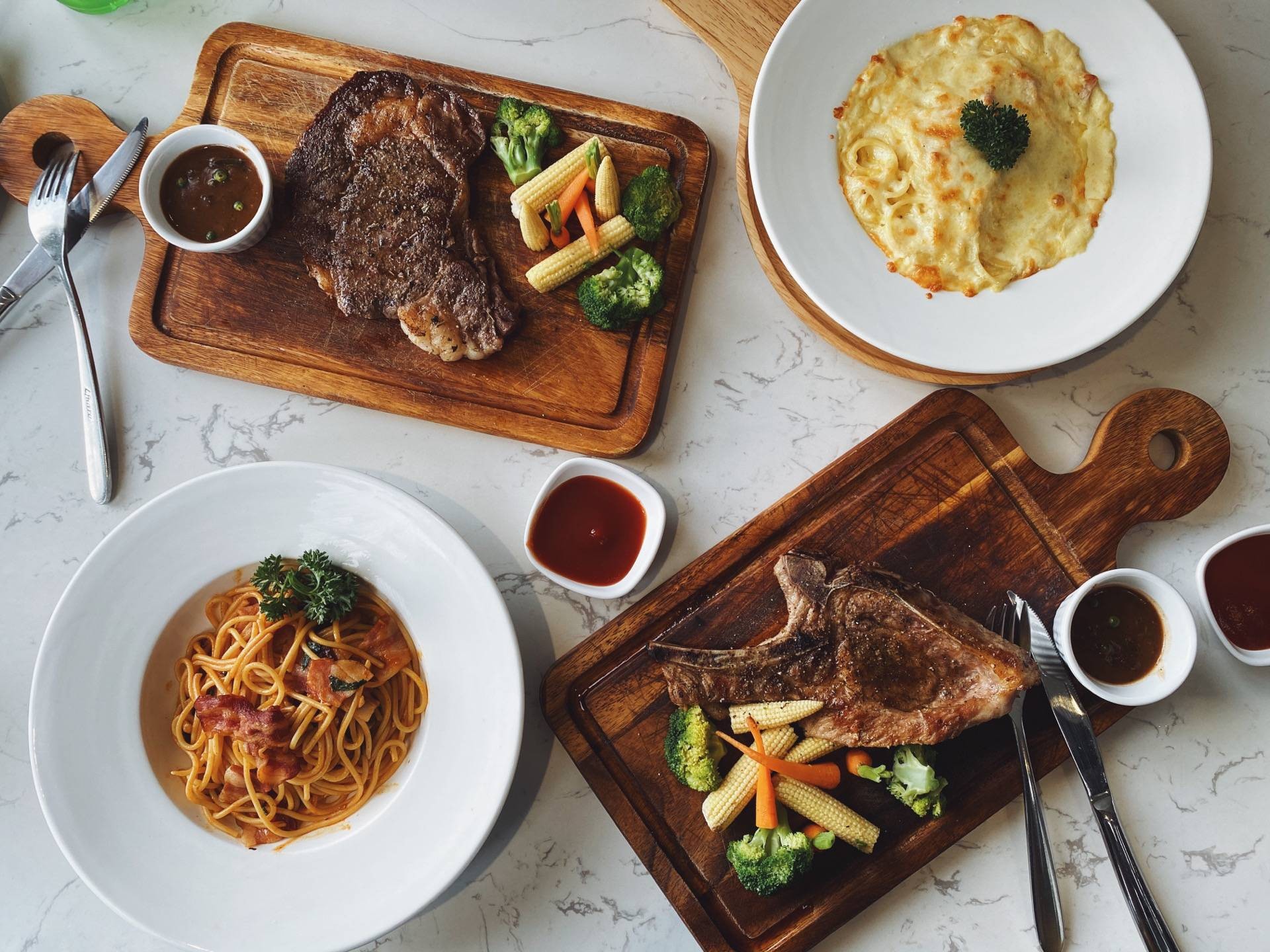 รีวิว Quayside Cafe And Eatery - Quayside Cafe and Eatery