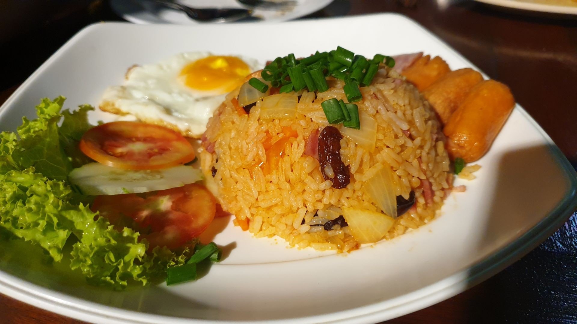 รีวิว Korn Restaurant Samed