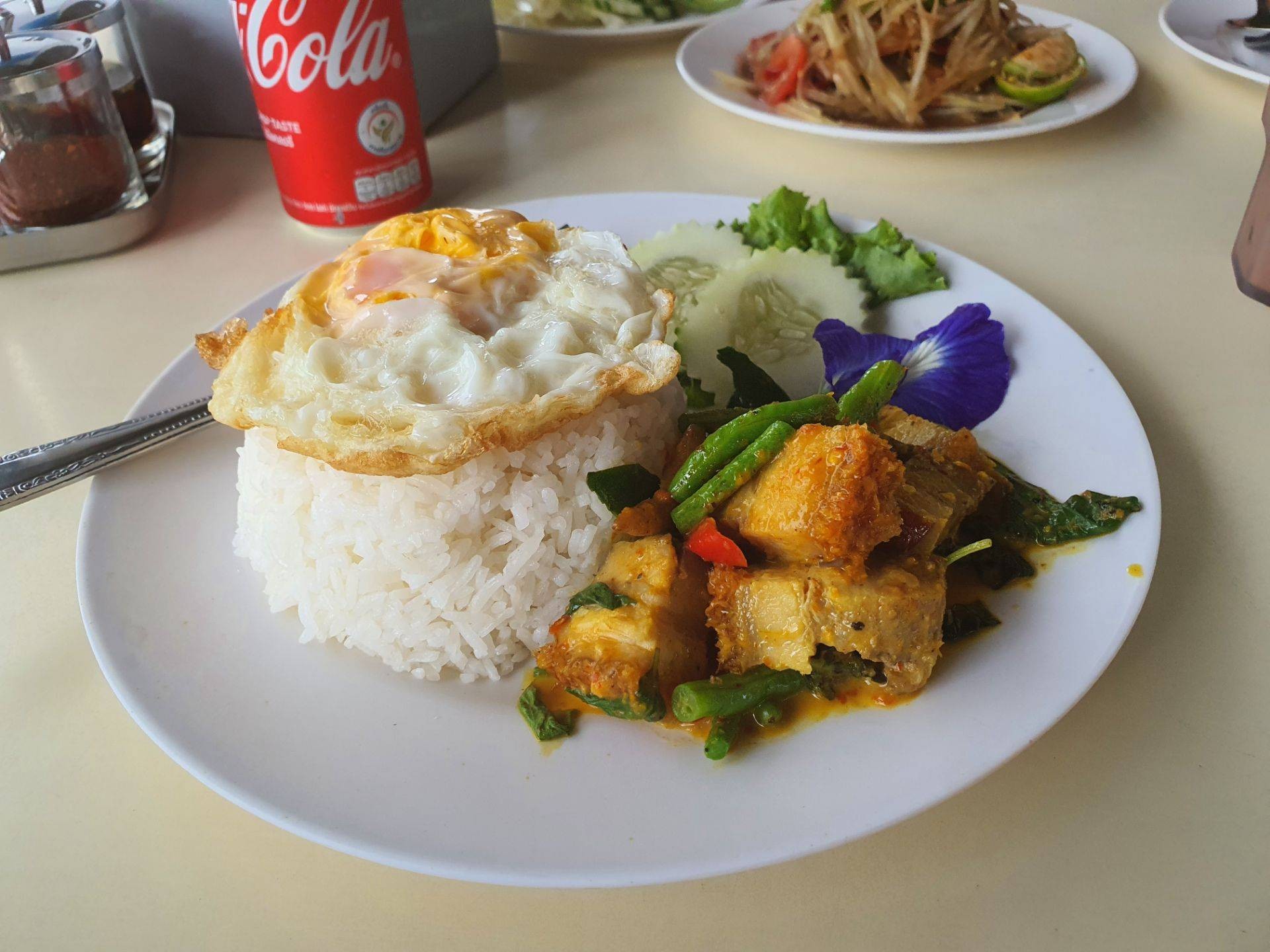 รีวิว Figur8 restaurant Figur8 restaurant - ใครชอบหมูกรอบแนะนำเมนูนี้เลยค่ะ