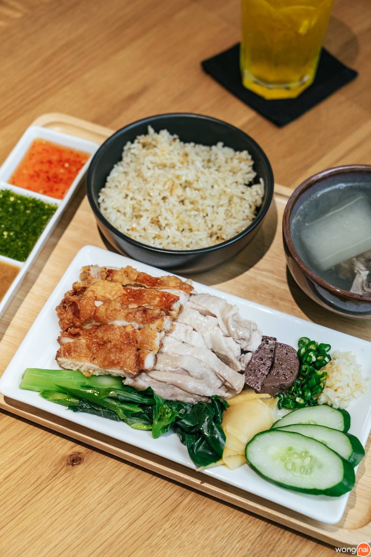 Gai Hound Organic Chicken Rice The EmQuartier - สั่งอาหารเดลิเวอรี ...