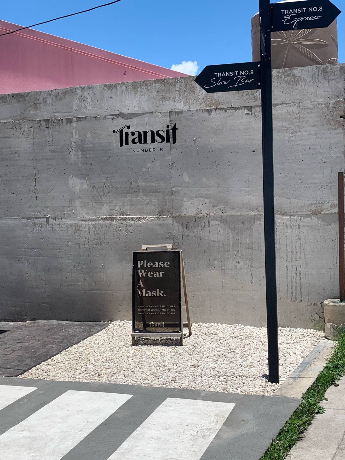 รีวิว Transit Number 8 - กาแฟดี ร้านสวย มุมถ่ายรูปเพียบ