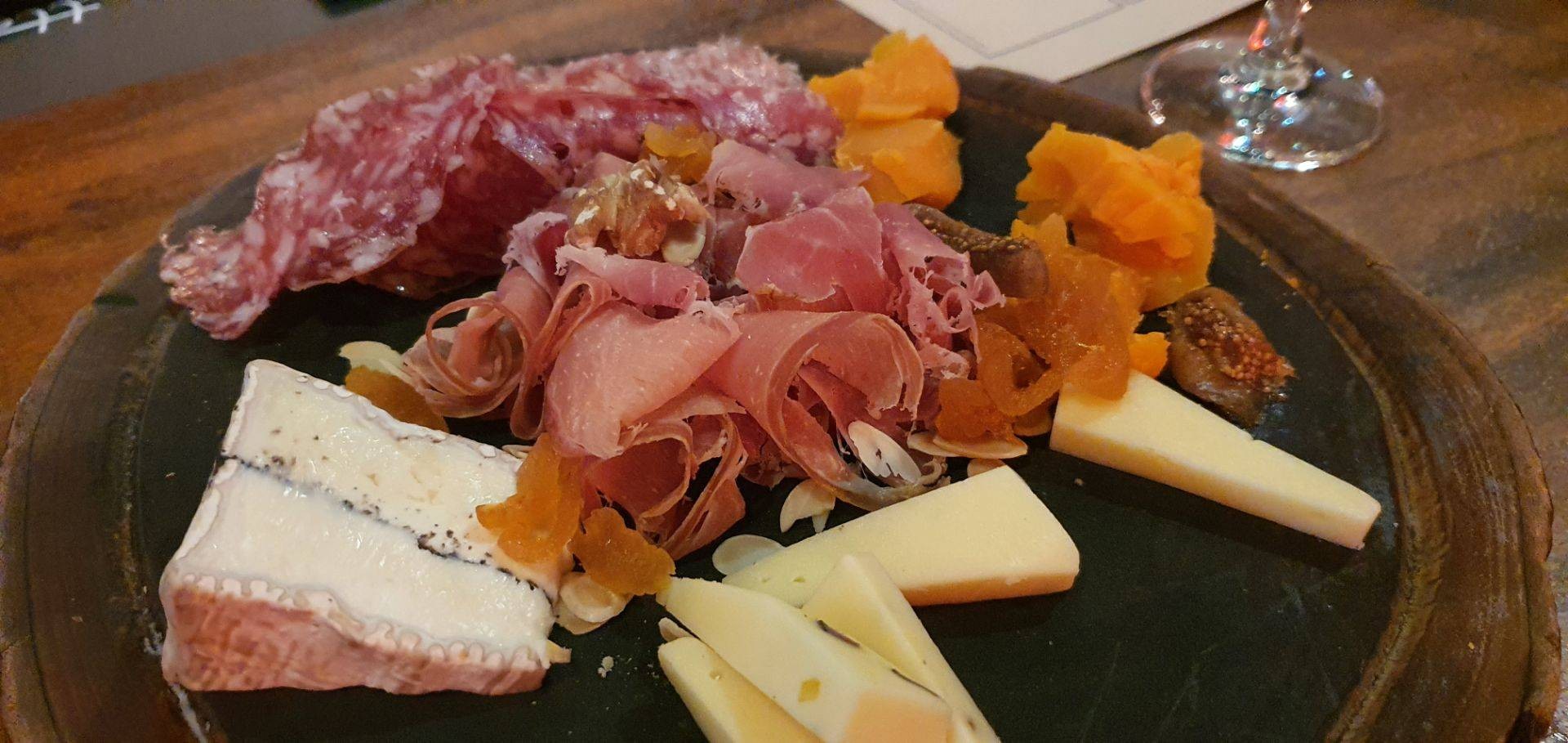 รีวิว Cocotte Farm Roast & Winery Same pickup point - Great cold cut ...