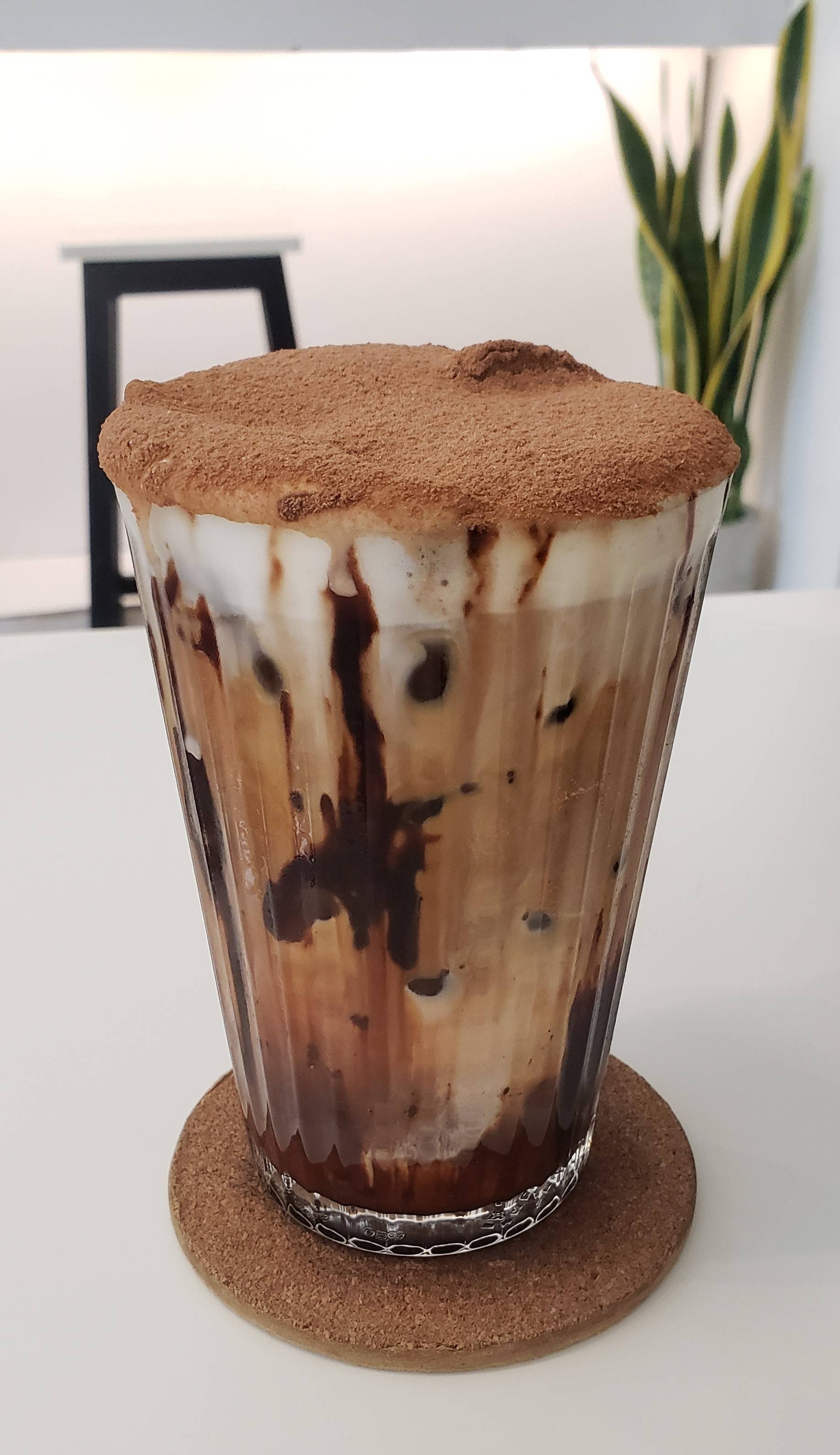 รีวิว December dec. Cafe' (คาเฟ่เด๊กซ์) - กาแฟนุ่มมากๆ มีแบบ specialty ด้วย