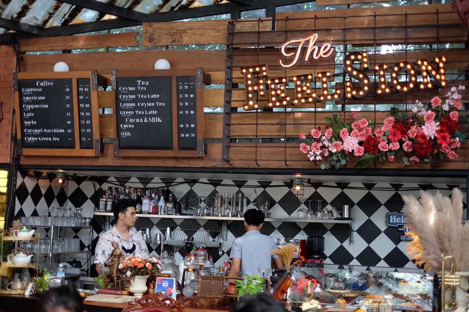 รูป The Feelsion Cafe ฟีลฉัน - Wongnai