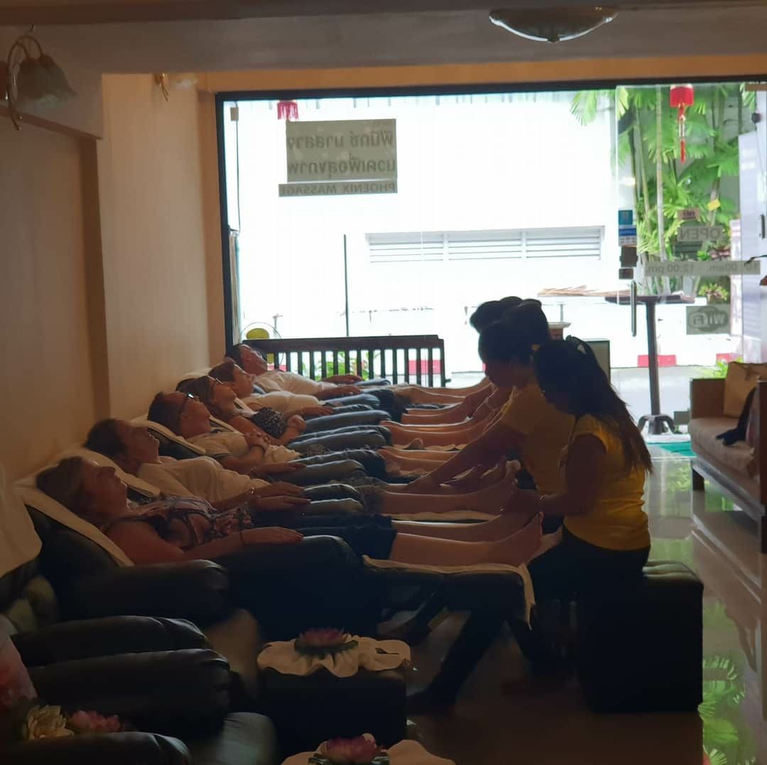 รีวิว ฟีนิกซ์ มาสสาจ Phoenix Massage1 - สวัสดีครับ ดีนวดครับรอบนี้มาเจ่อหมอชายนวดดีไปอีก
