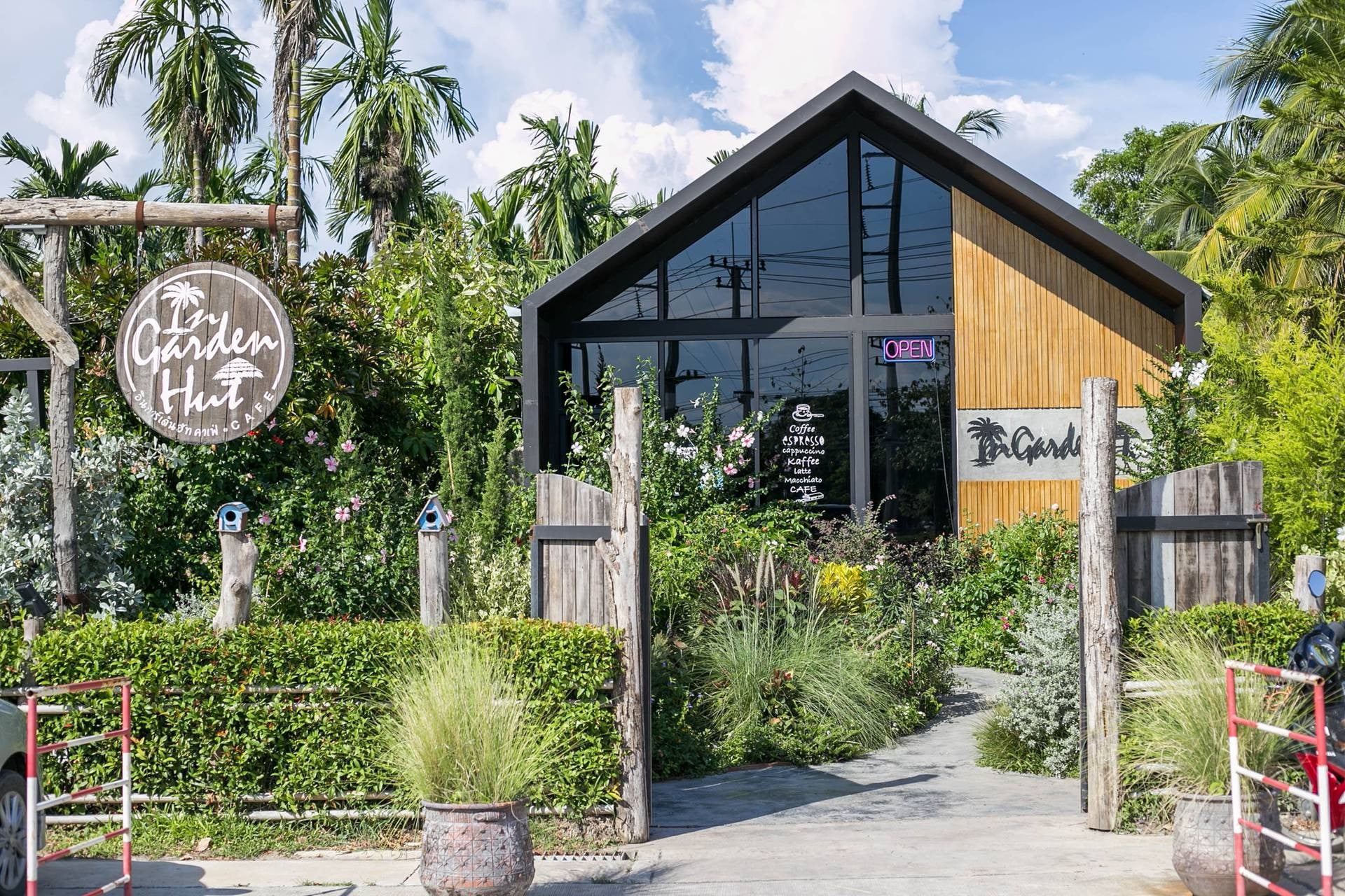 รีวิว In Garden Hut Cafe - ชอบบรรยากาศธรรมชาติๆ ด้านในสุดๆ ครับ - Wongnai