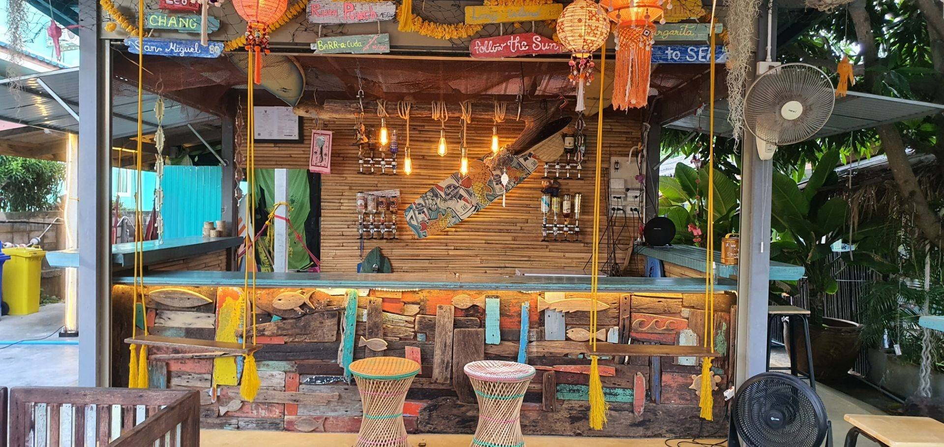 ร้าน Barracuda Surf Bar | รีวิวร้านอาหาร