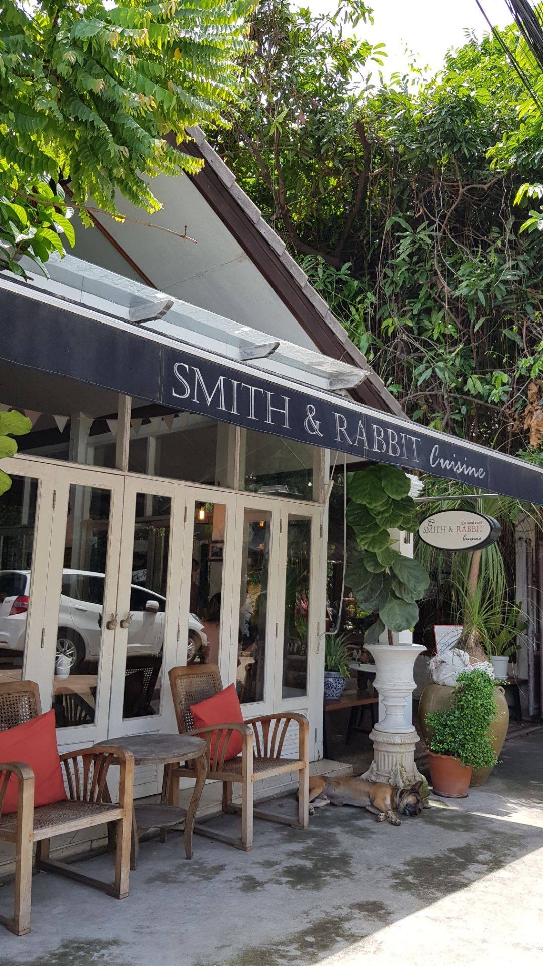 รีวิว Smith & Rabbit - ชอบหมดเลยทั้งคาวหวาน