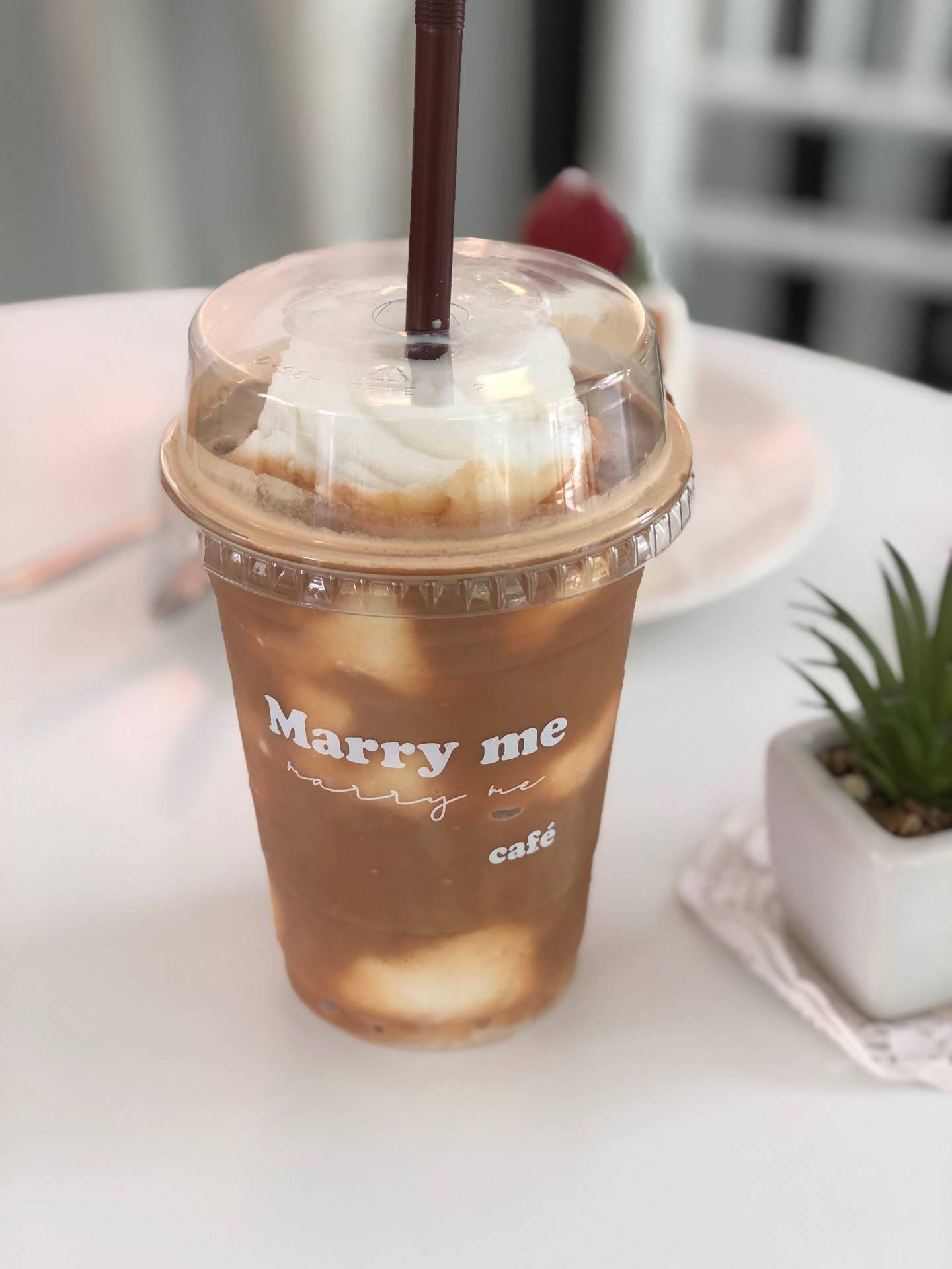 รีวิว Marry Me Cafe’ - Coffee time ที่ Marry me café