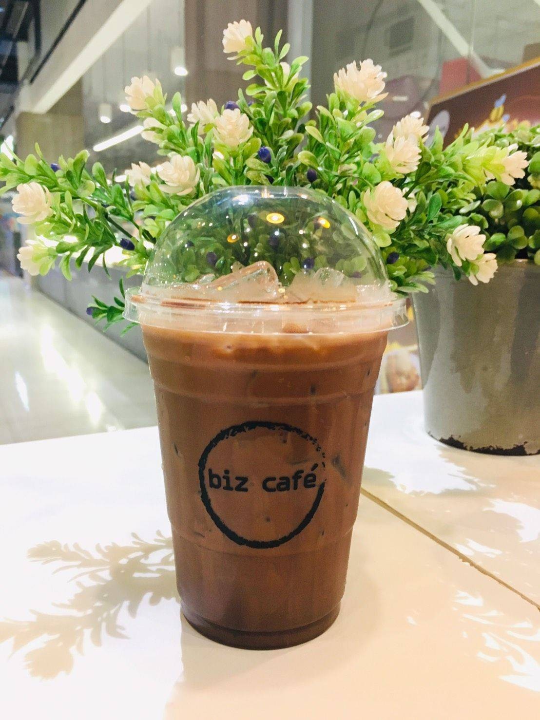 [รีวิว] ร้าน Biz cafe หลังย่าโม | เมนูแนะนำ รูปภาพ ราคา - Wongnai