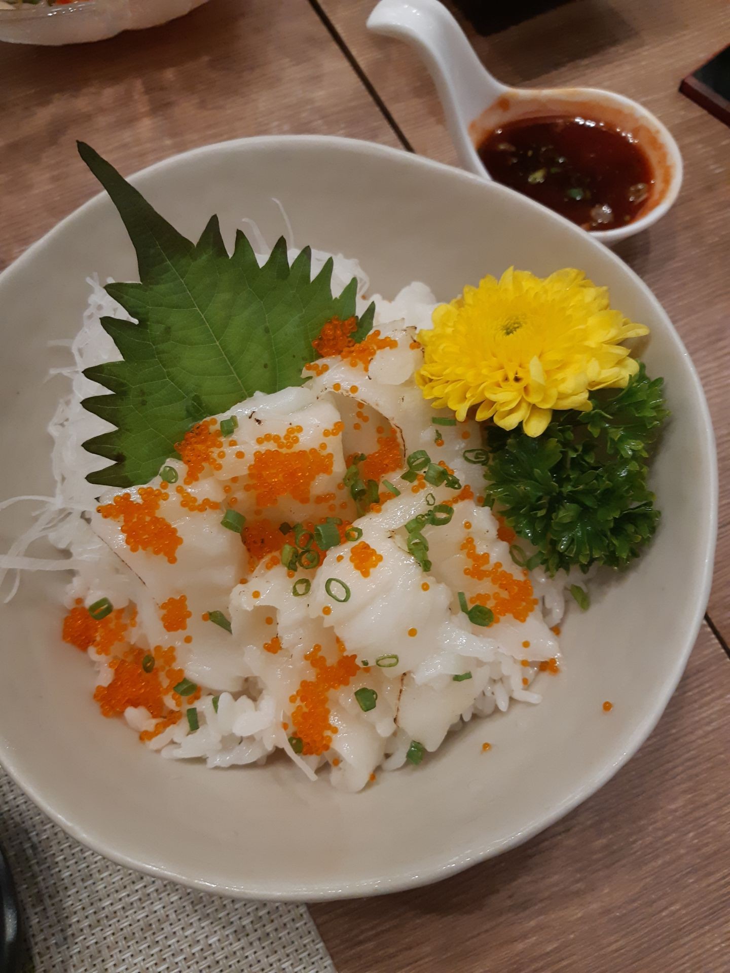 รีวิว ริว ซูชิ บาร์ Ryuu Sushi Bar - คุณภาพดีแต่ราคาสูงเทียบเท่าห้าง