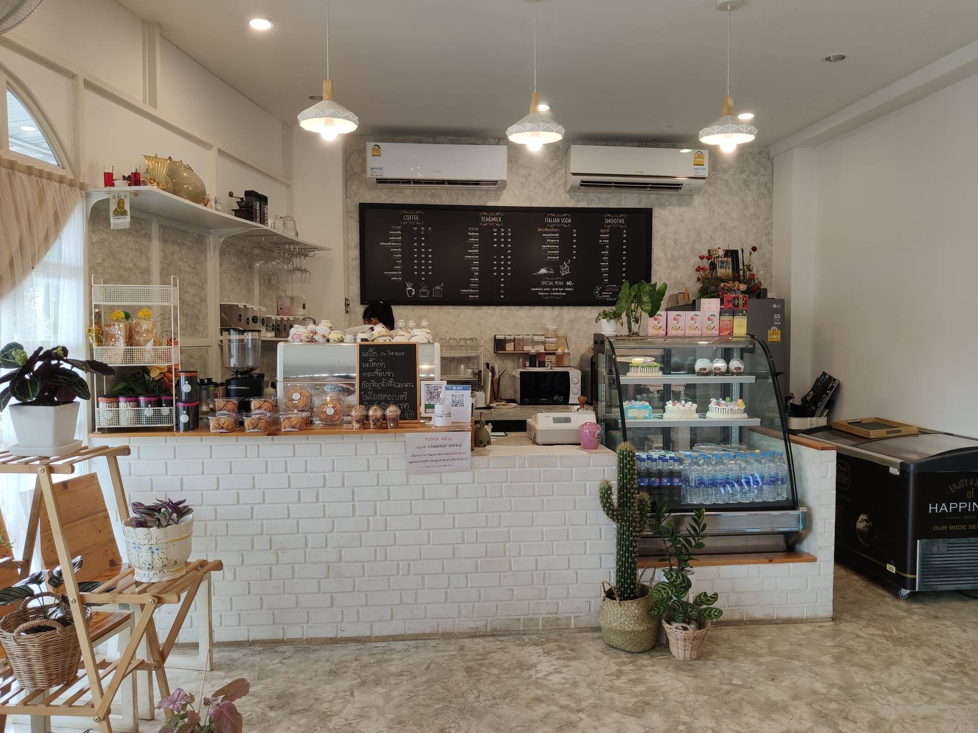 รีวิว Esther Home Cafe - ลาเต้ดี - Wongnai