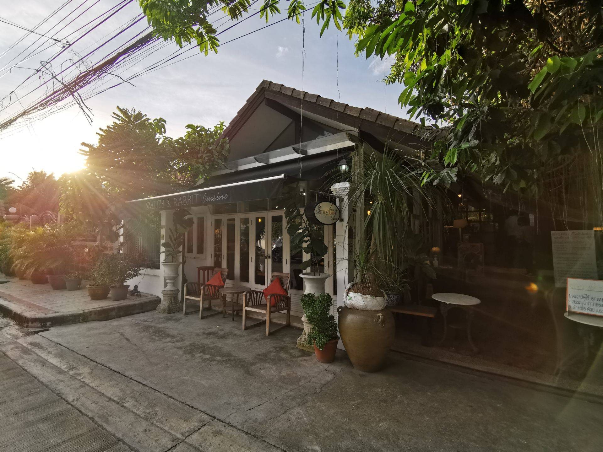 รีวิว Smith & Rabbit - ร้านแนว hidden จัดเต็มทั้งบรรยากาศ และ รสชาติ