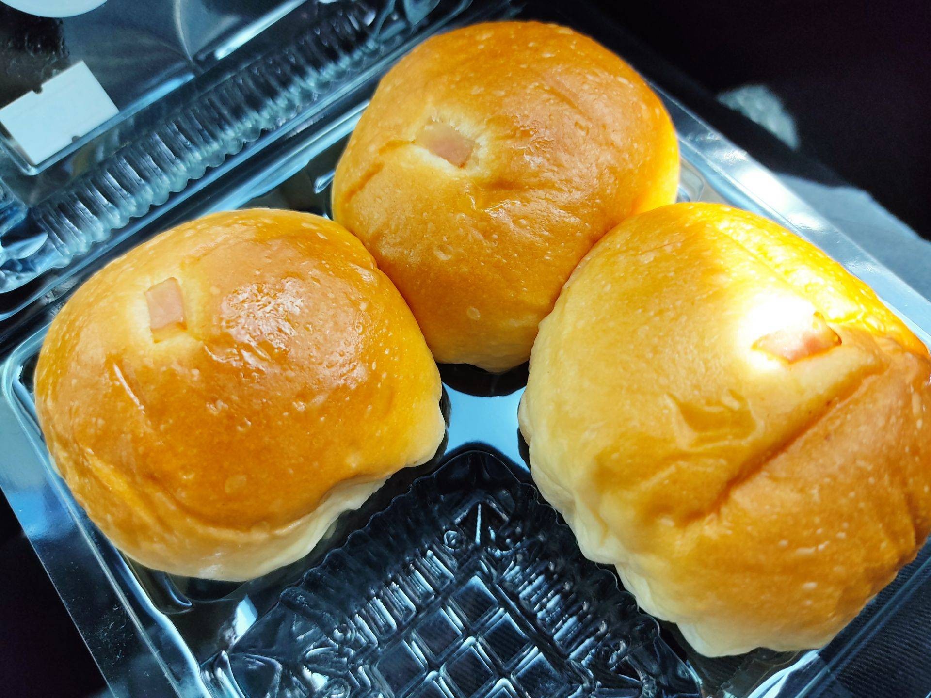 รีวิว Deli Cafe Shell อโศก - ขนมปังไส้แฮม