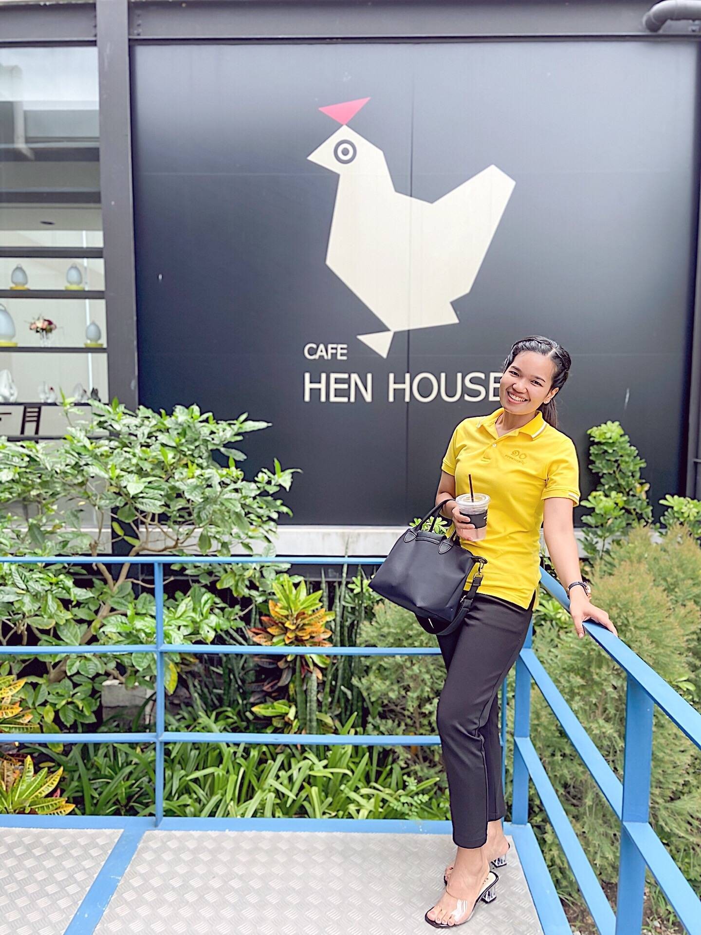 รูป Hen House Cafe