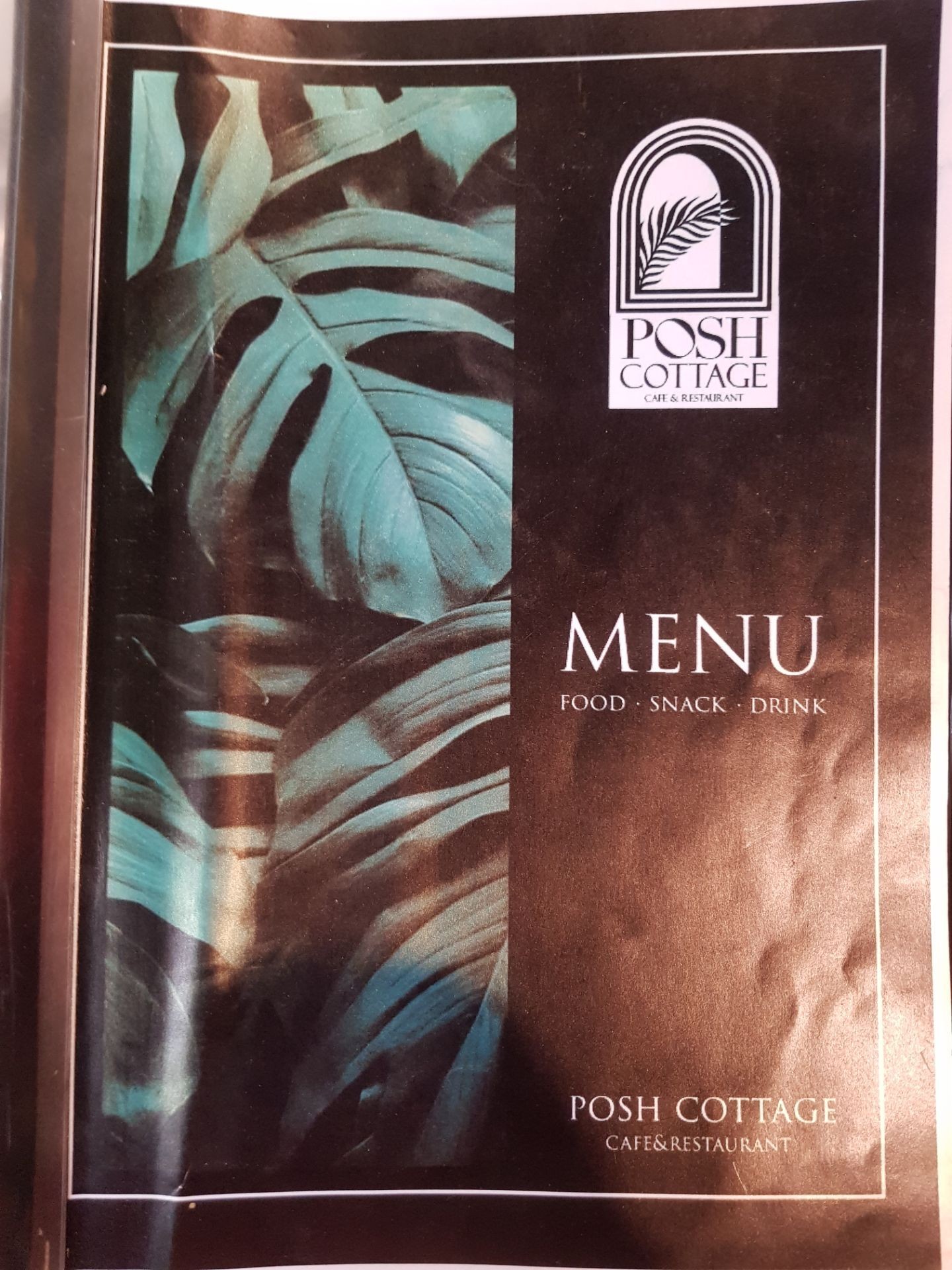 รีวิว Posh Cottage Cafe & Restaurant - ร้านสวยชื่นใจ @บางพระ