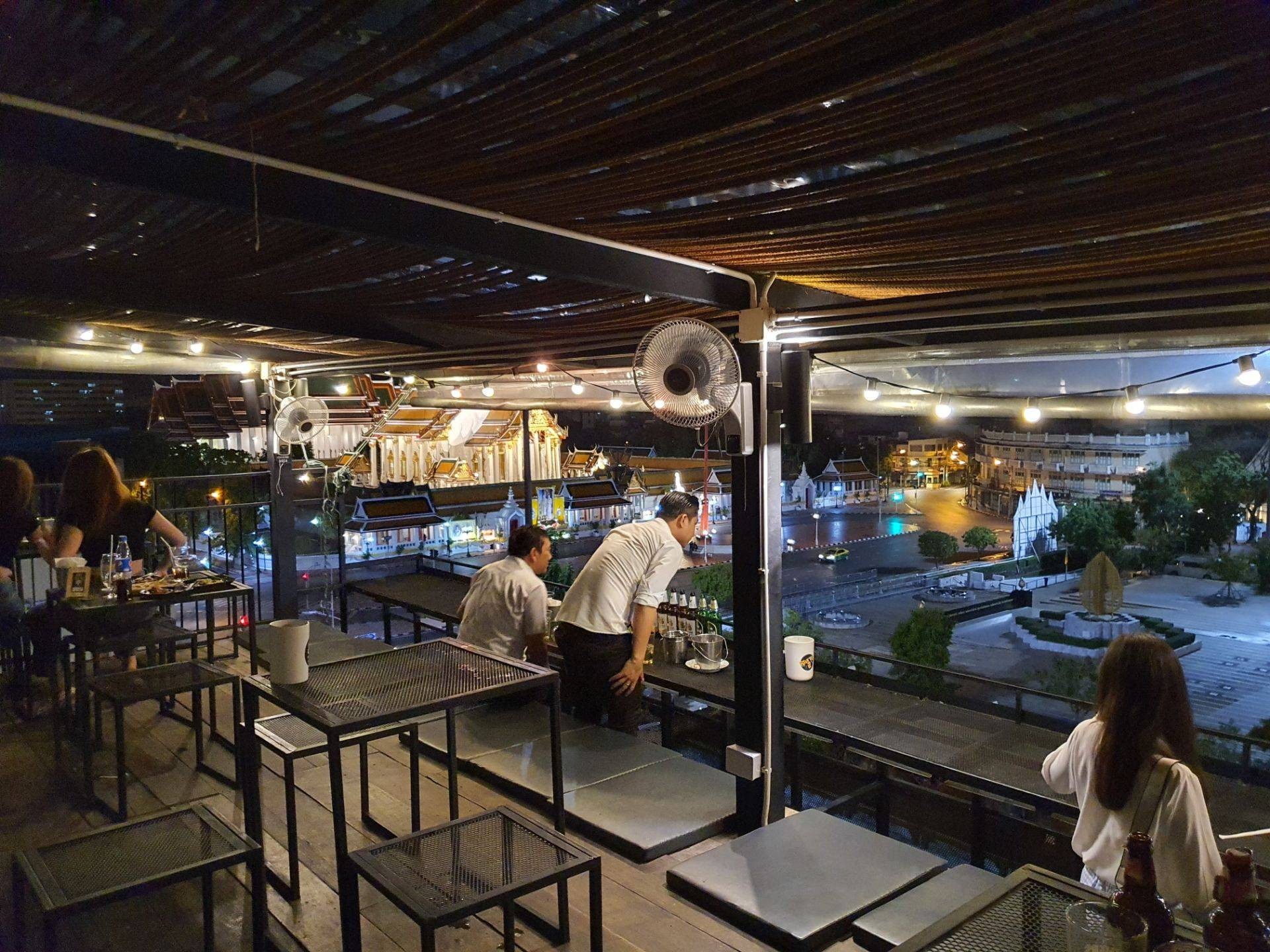 รีวิว Swing Bar by Ching Cha - วิวสวยโหดมาก เมนูคอกเทลหลากหลาย