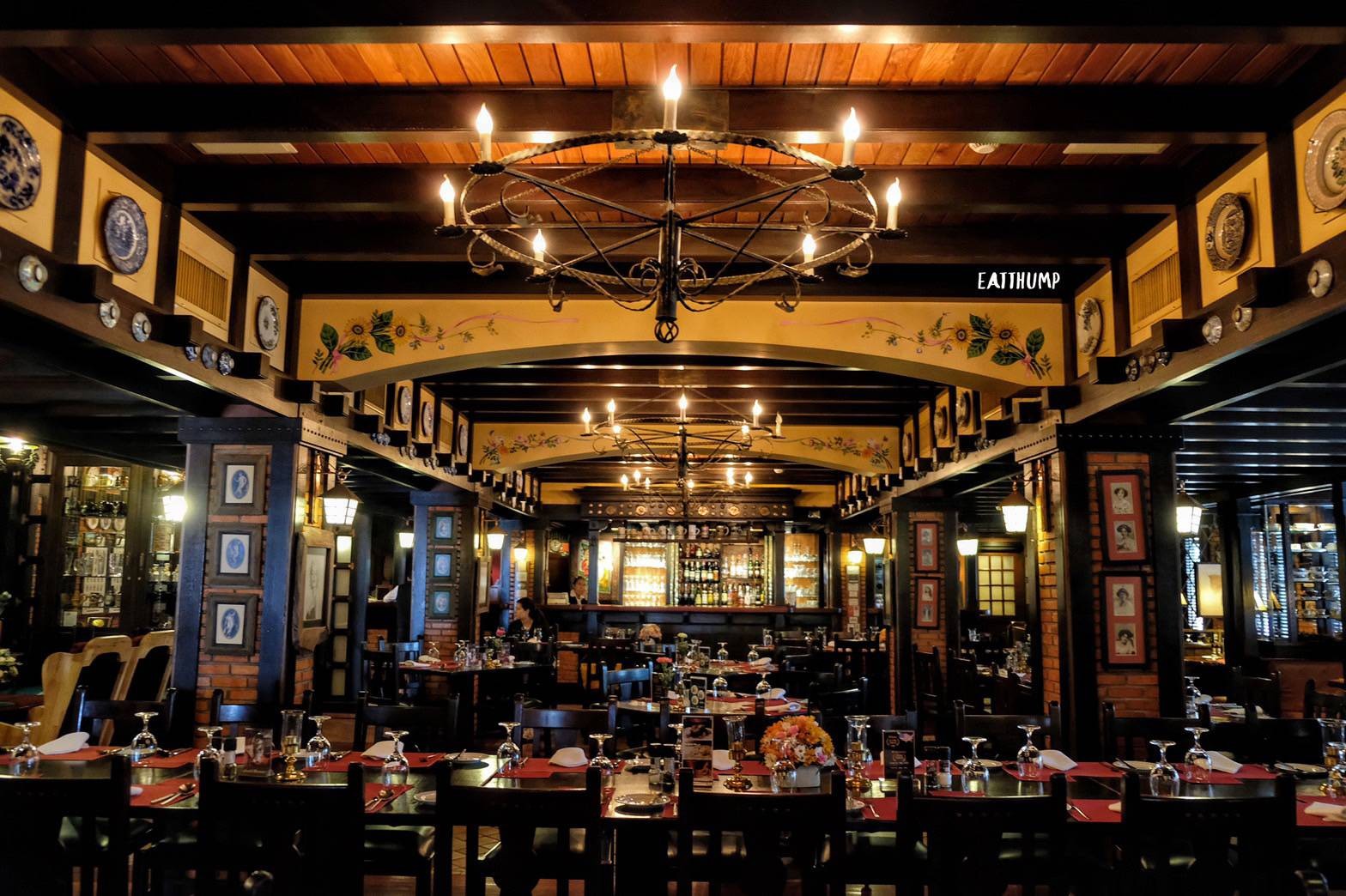 รีวิว Neil's Tavern Restaurant ร่วมฤดี - ร้านอาหารชื่อดัง ที่ยังคงความ ...