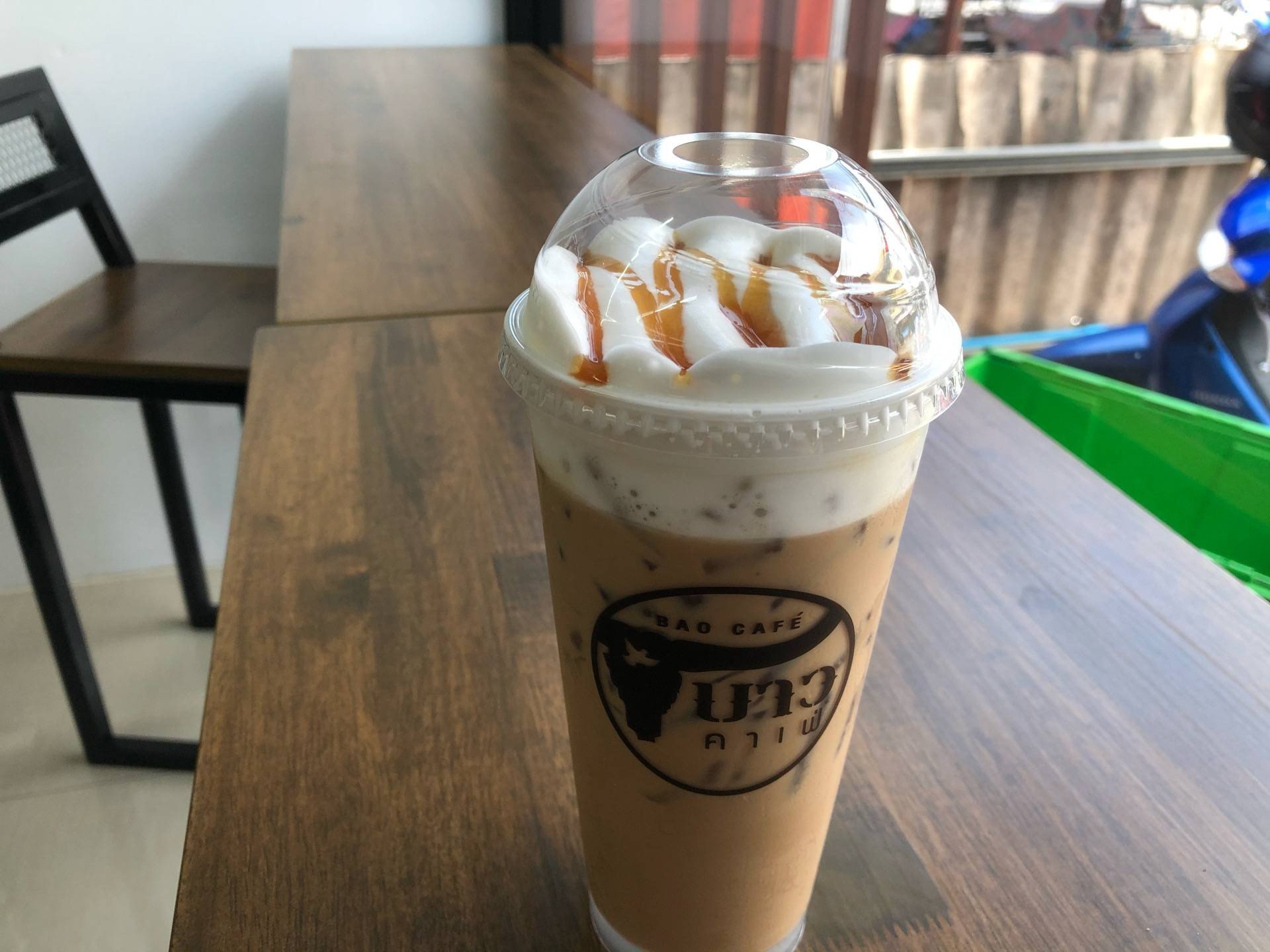 รีวิว Bao Cafe เพชรเกษม110 - ลาเต้คาราเมล ที่ร้านบาวคาเฟ่