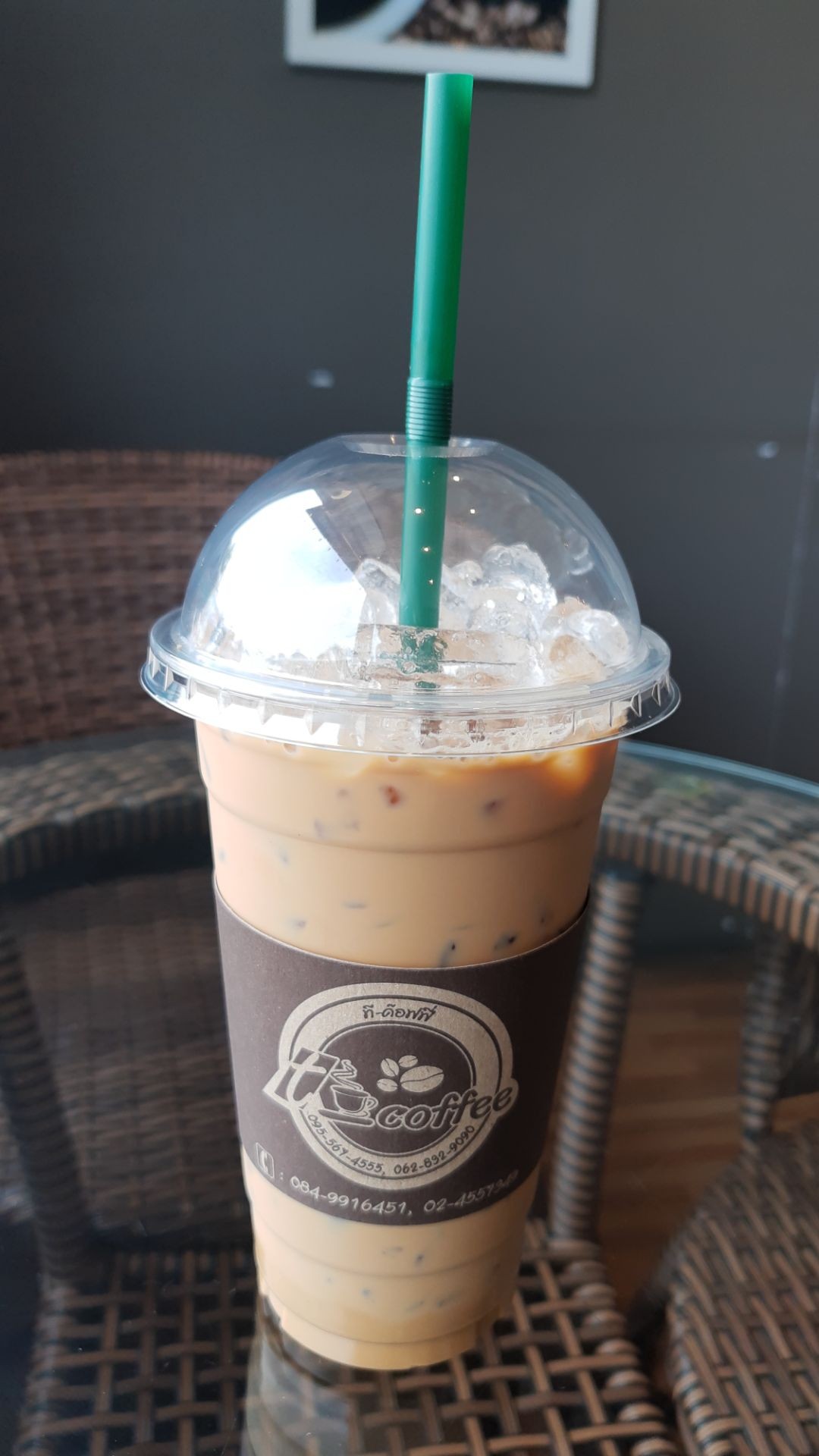 รีวิว t-coffee - รสชาติกำลังดี นมนำกาแฟไปนิดนึง อยากให้เข้มกว่านี้ คง ...