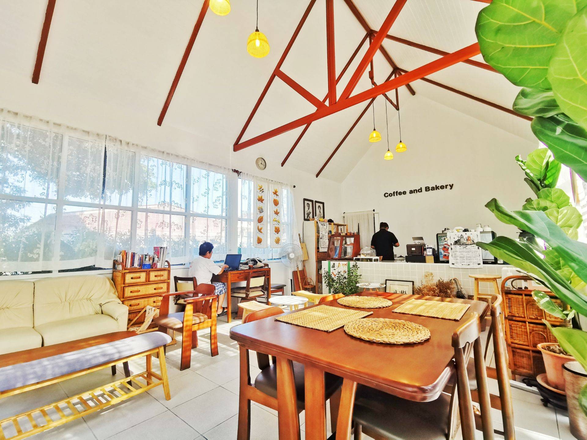 รีวิว PLOY's Home Cafe - ร้านเล็กๆน่ารัก