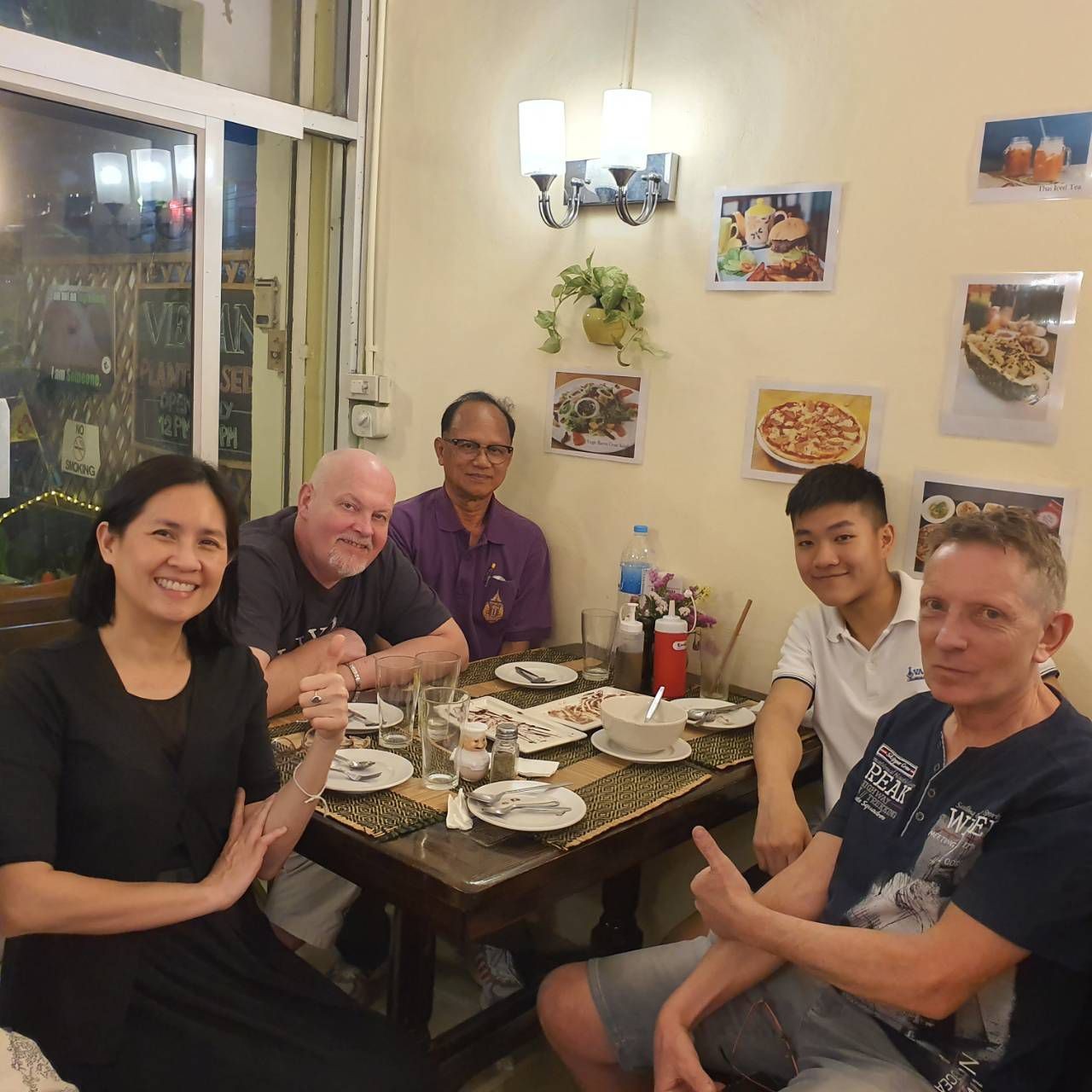 รีวิว Rad Rabbit Vegan Pizza - หนึ่งในร้านอาหารวีเเก้นที่ดีที่สุดใน ...