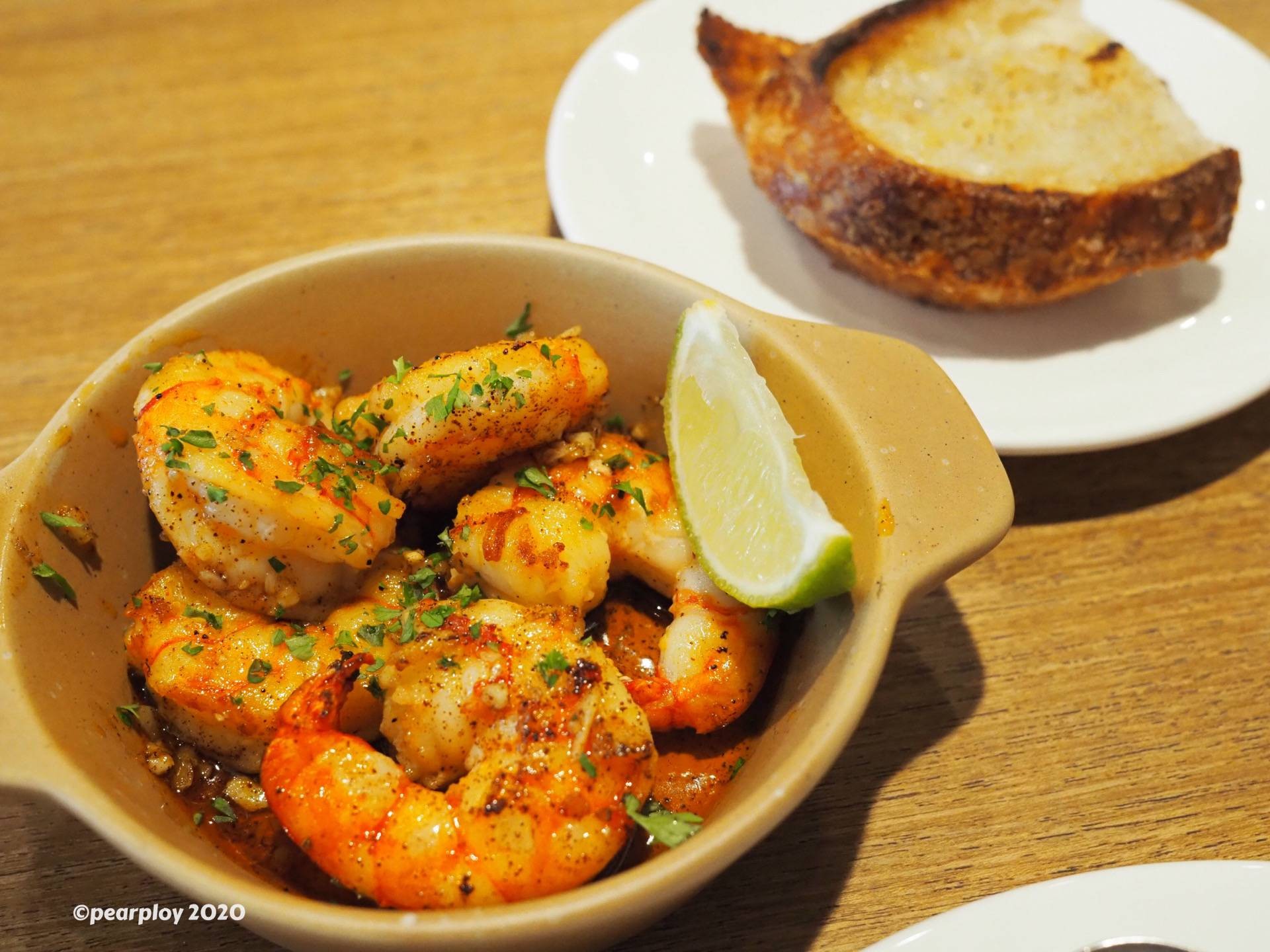 Gambas al Ajillo ร้าน Ñam Ñam Pasta & Tapas RQ 49 Mall (สุขุมวิท 49 ...