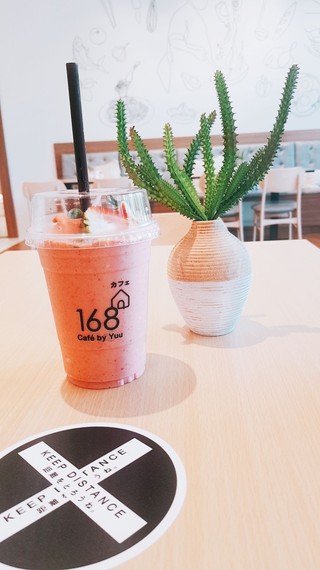 รีวิว 168 Café by Yuu - เป็นคาเฟ่ที่อยู่ในคอนโด สไตล์ญี่ปุ่นมินิมอล