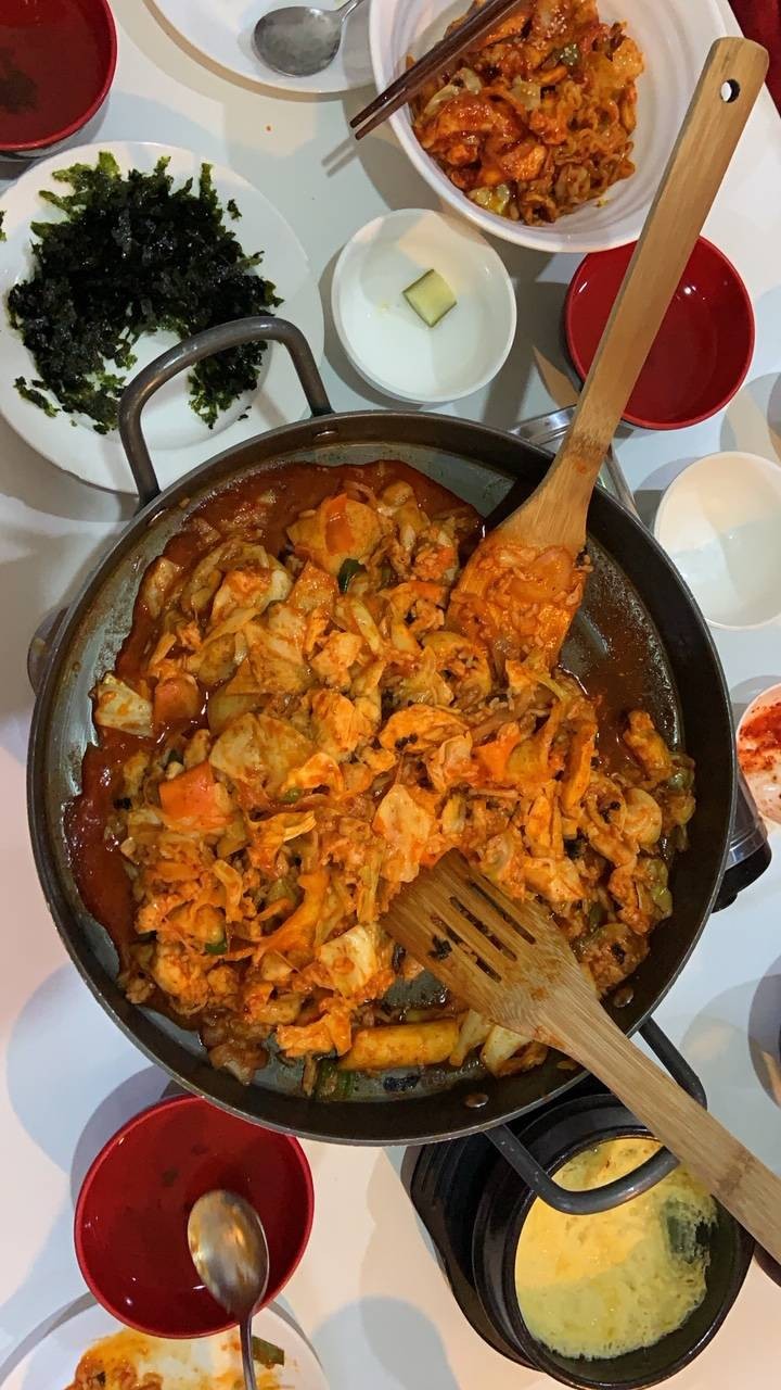 รีวิว Korea Kitchen - ฟินๆอย่างกับอยู่เกาหลี - Wongnai