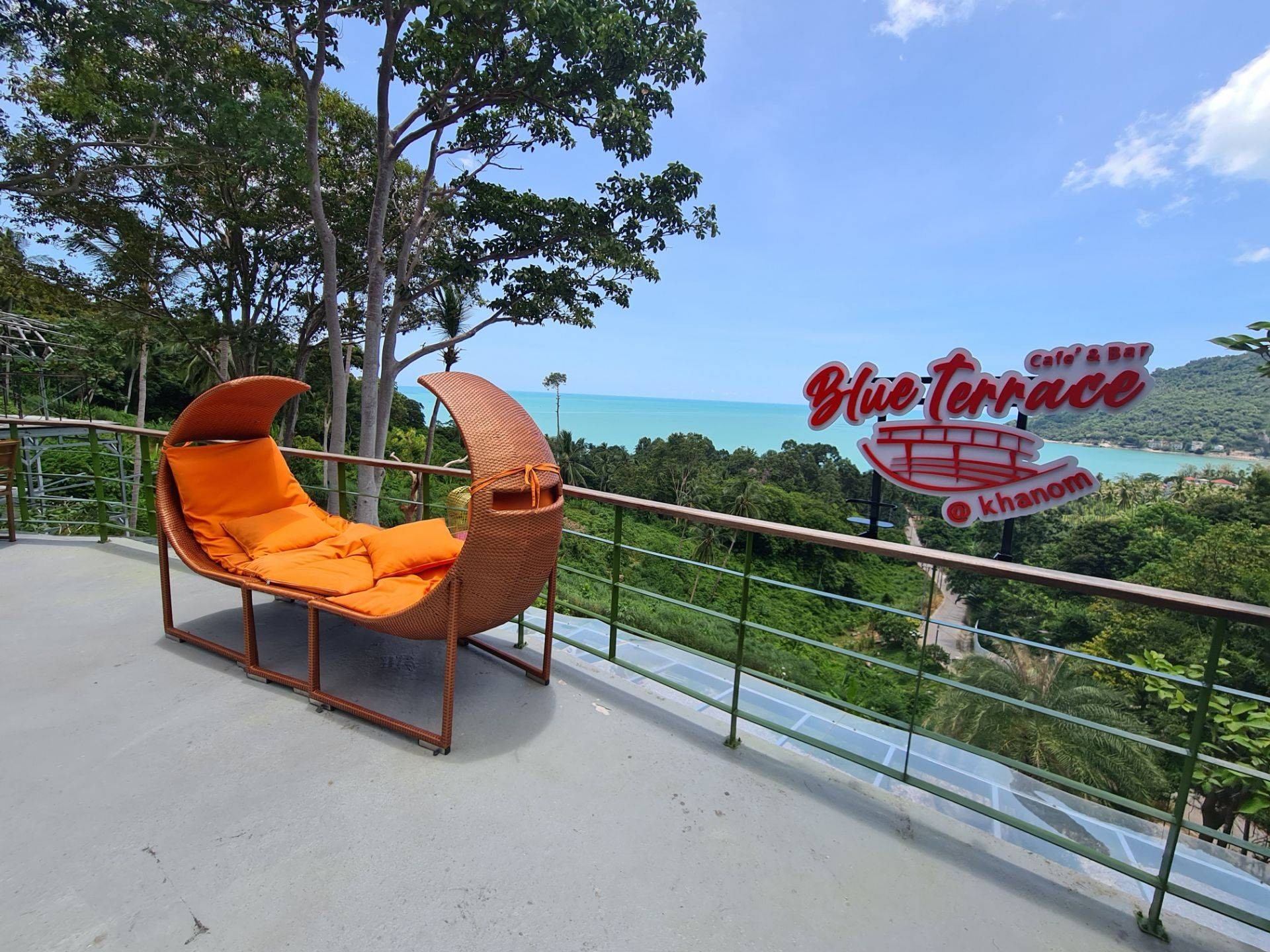 รีวิว Blue Terrace Cafe’ & Bar - วิวหลักล้าน ที่แท้จริง - Wongnai