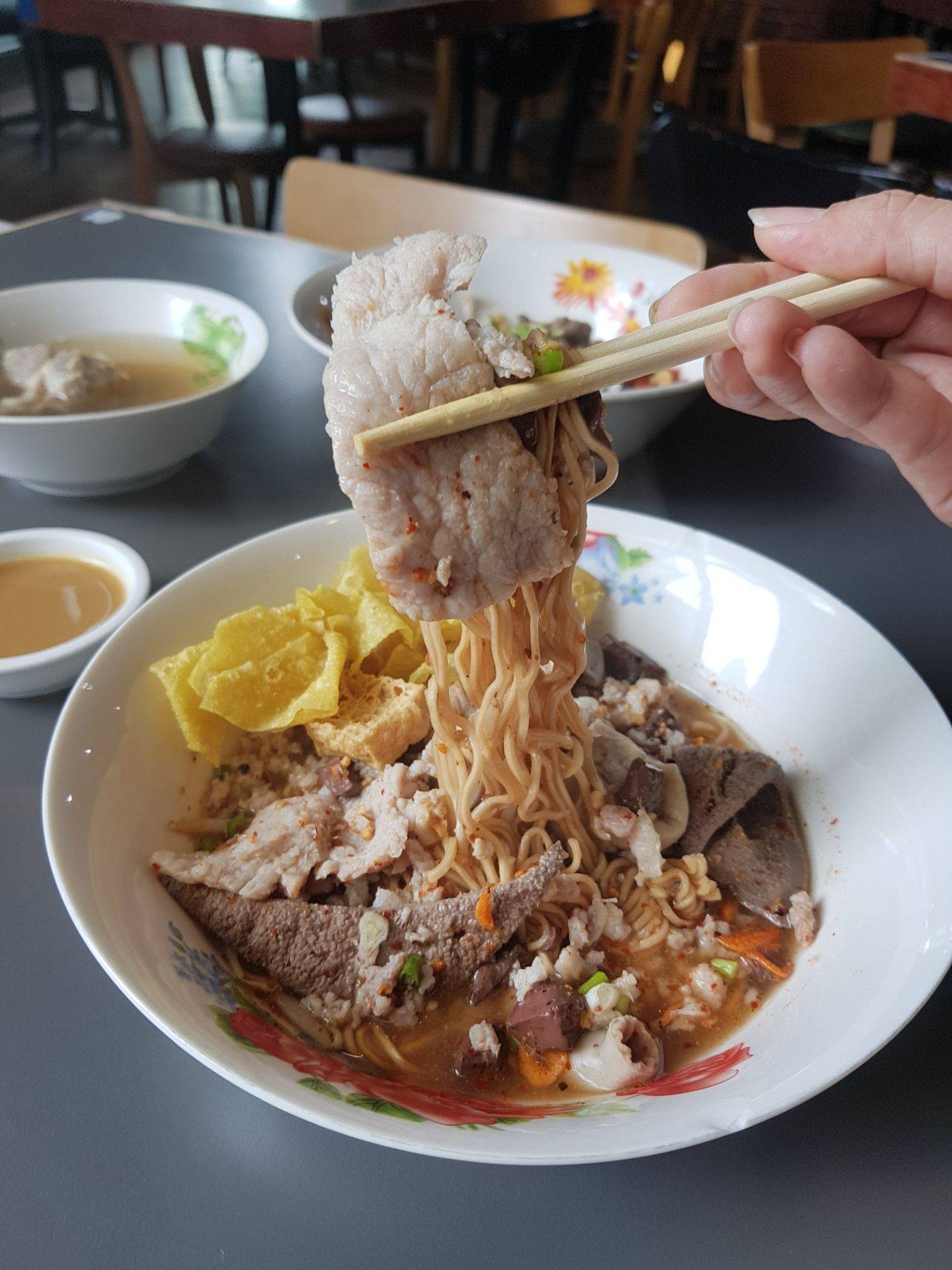 รูป เจริญพุงโภชนา Int Intersect พระราม 3