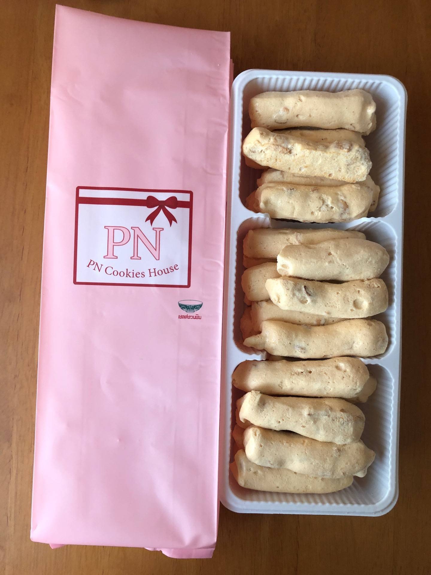 เมอร์แรงอัลมอนถุงใหญ่ ร้าน PN Cookies House ประชาชื่น