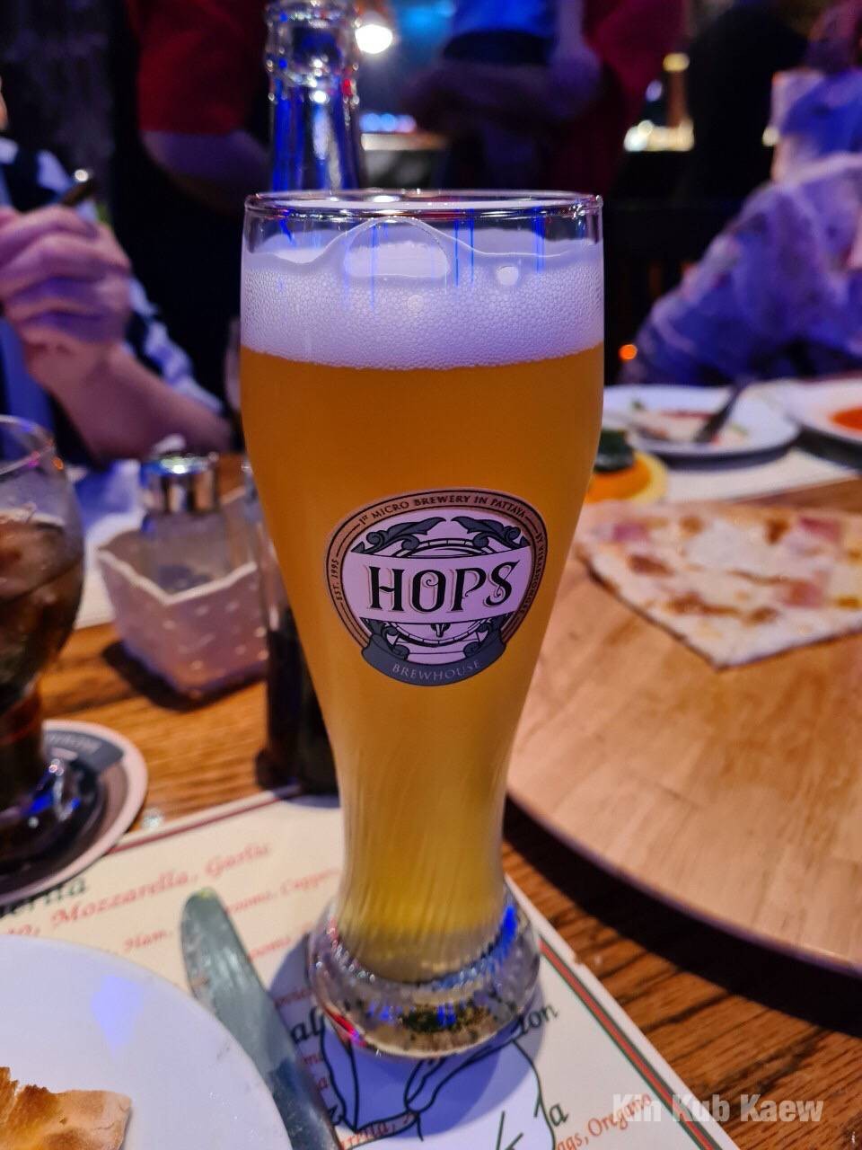 รีวิว Hops Brewhouse - โรงเบียร์ขนาดย่อมแห่งแรกในพัทยา