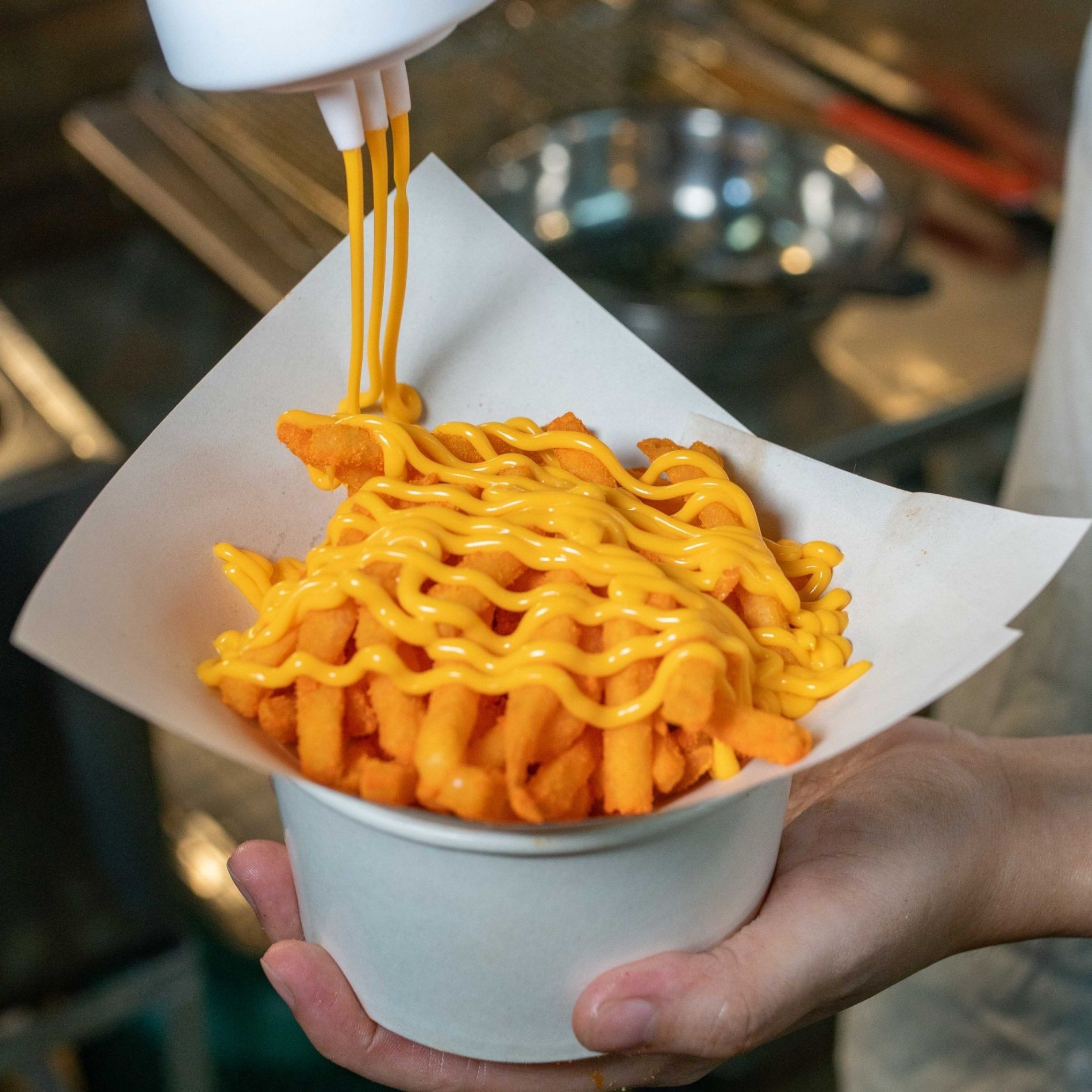 Fat & Fry By Bola ตลาดทรัพย์สินพัฒนา (ตลาดสะพานขาว) - สั่งอาหารเดลิเวอ ...